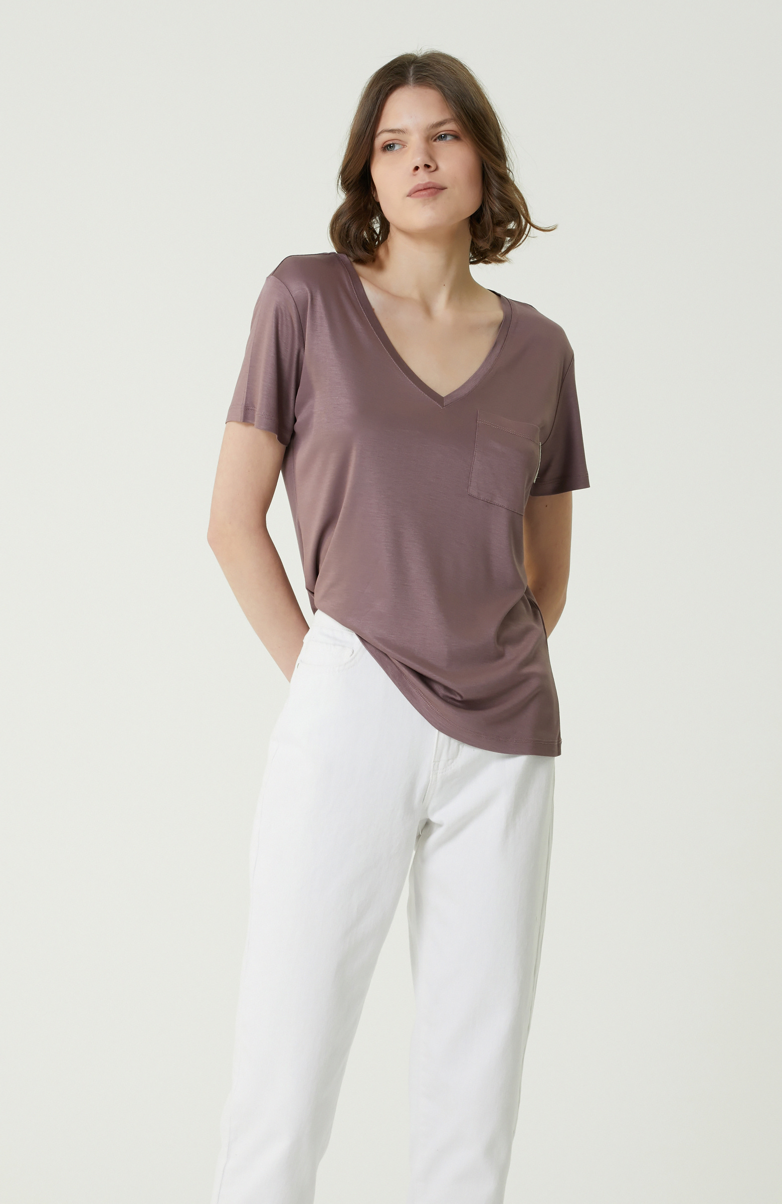 Mürdüm V Yaka Basic T-shirt