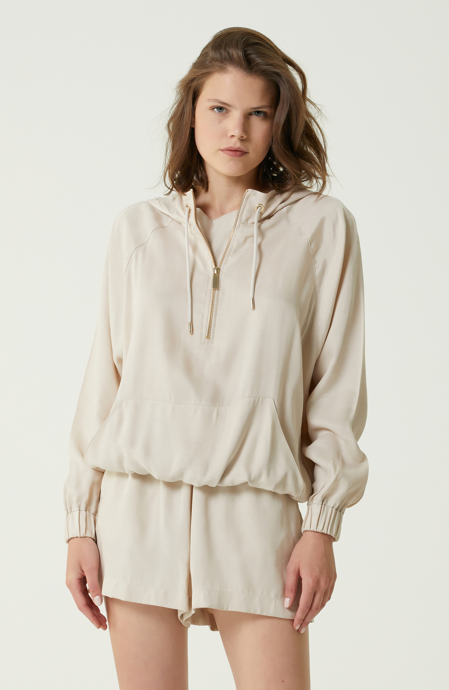 Krem Kapüşonlu Sweatshirt