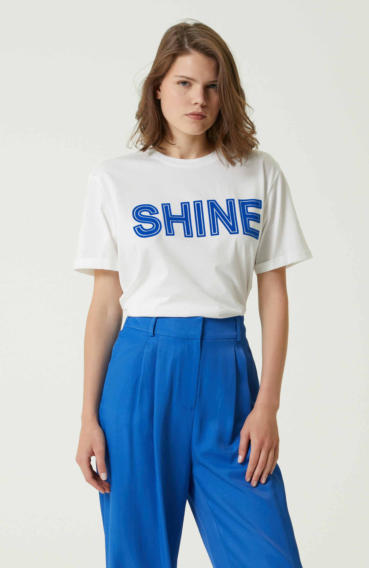 Basic Fit Beyaz Baskılı T-shirt Basic Fit Beyaz Baskılı T-shirt