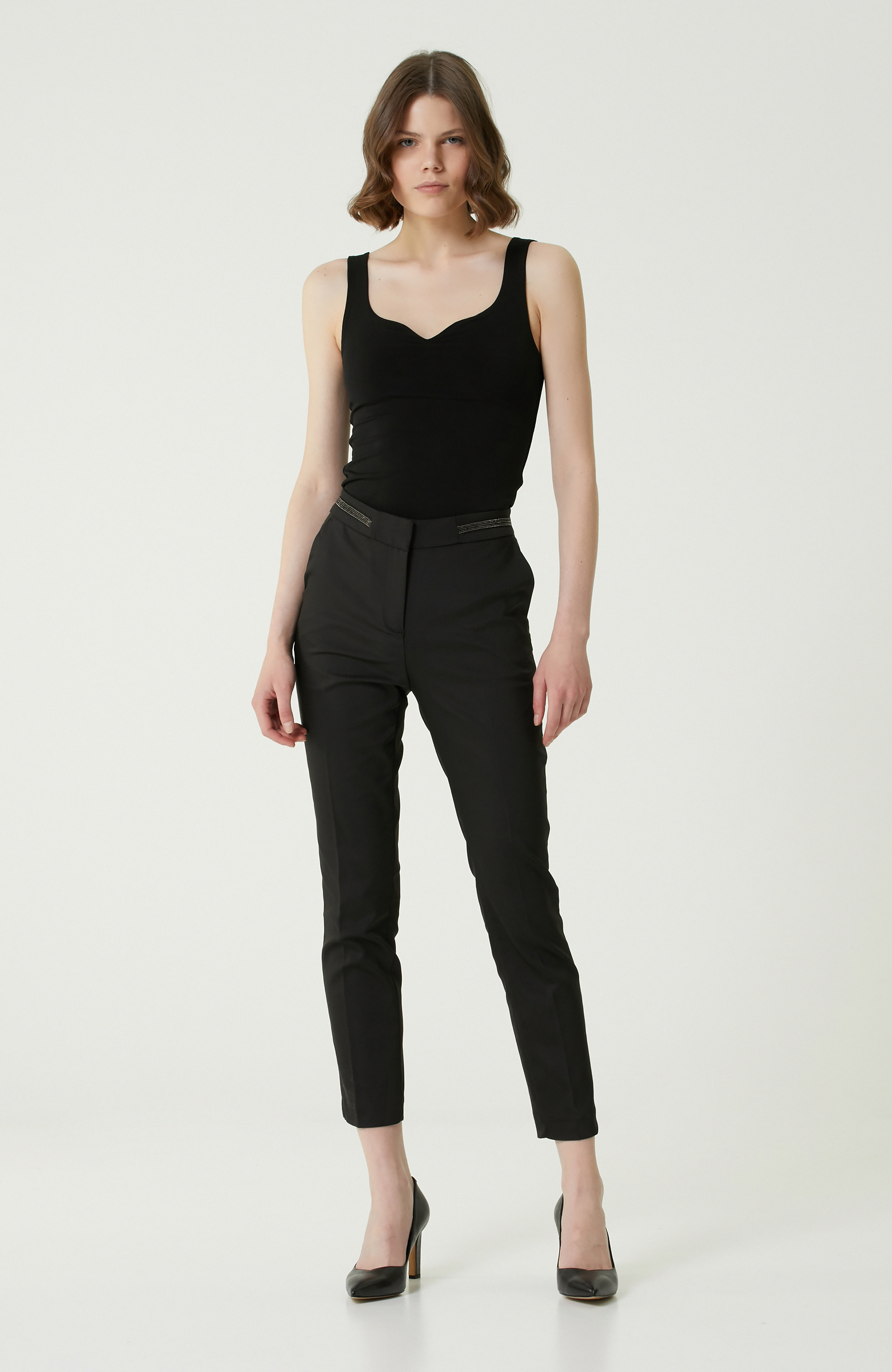 Basic Fit Siyah Pantolon