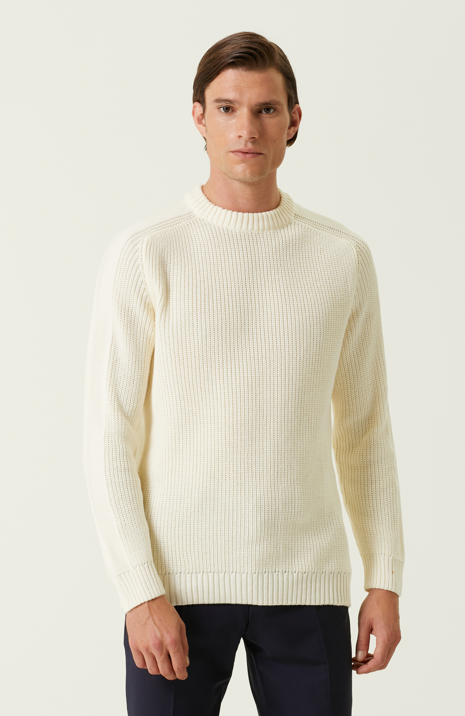 Slim Fit Ekru Kazak