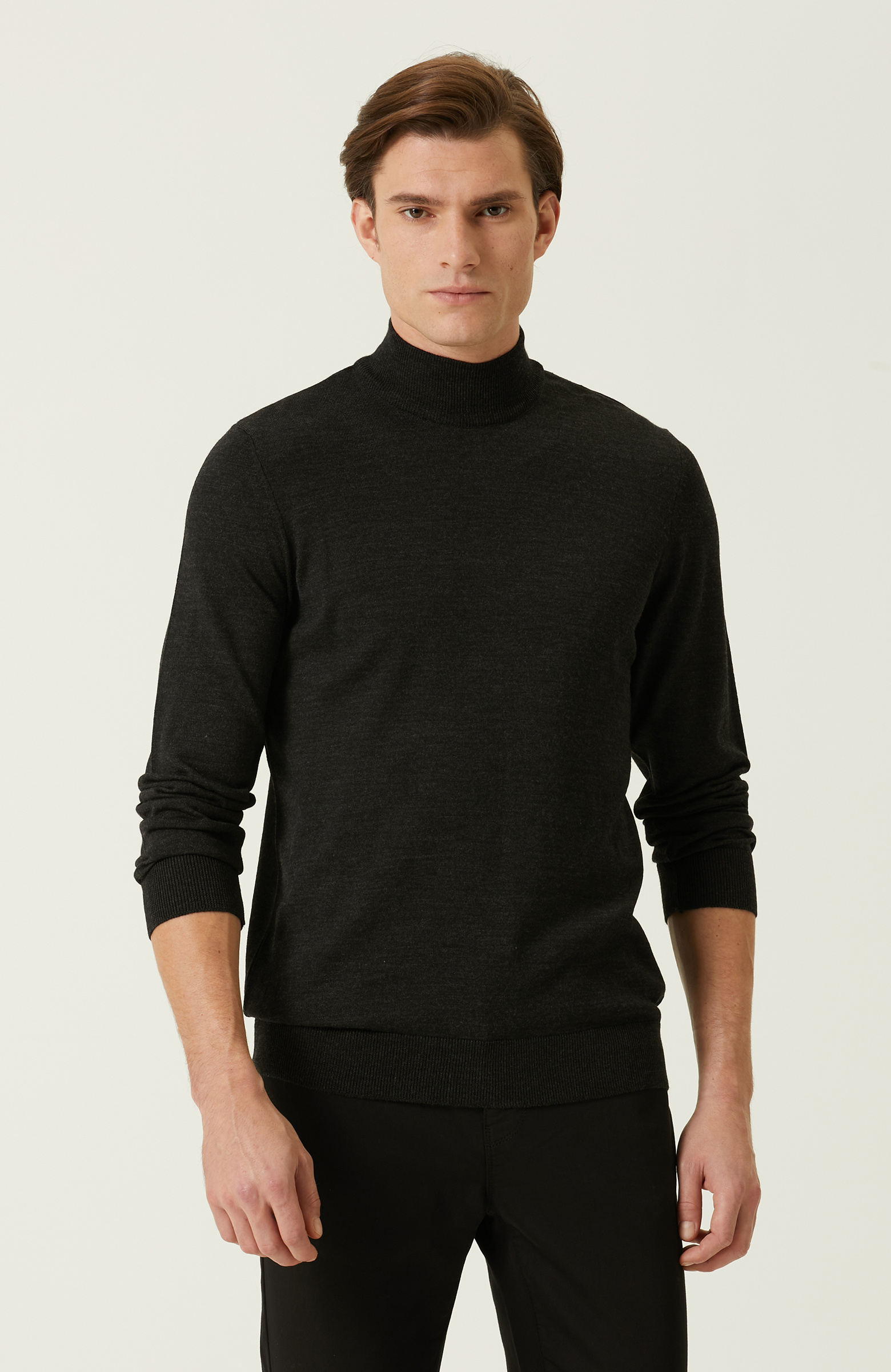 Slim Fit Antrasit Yün Kazak