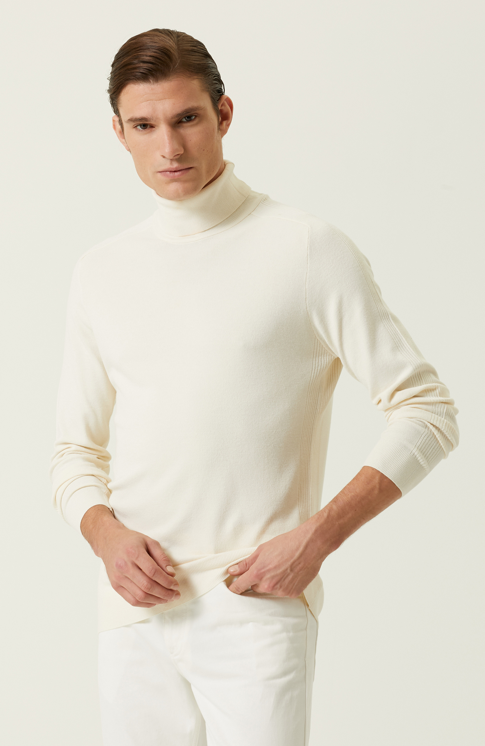 Slim Fit Ekru Kazak