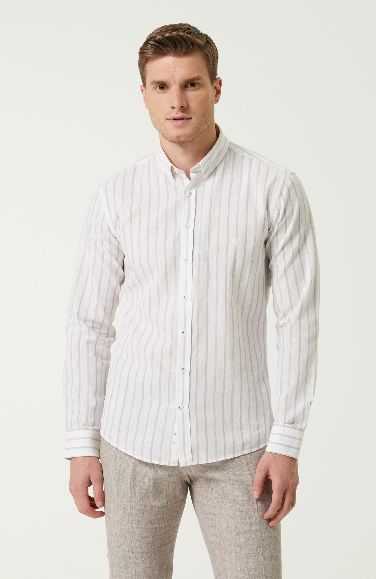 Slim Fit Beyaz Çizgili Gömlek