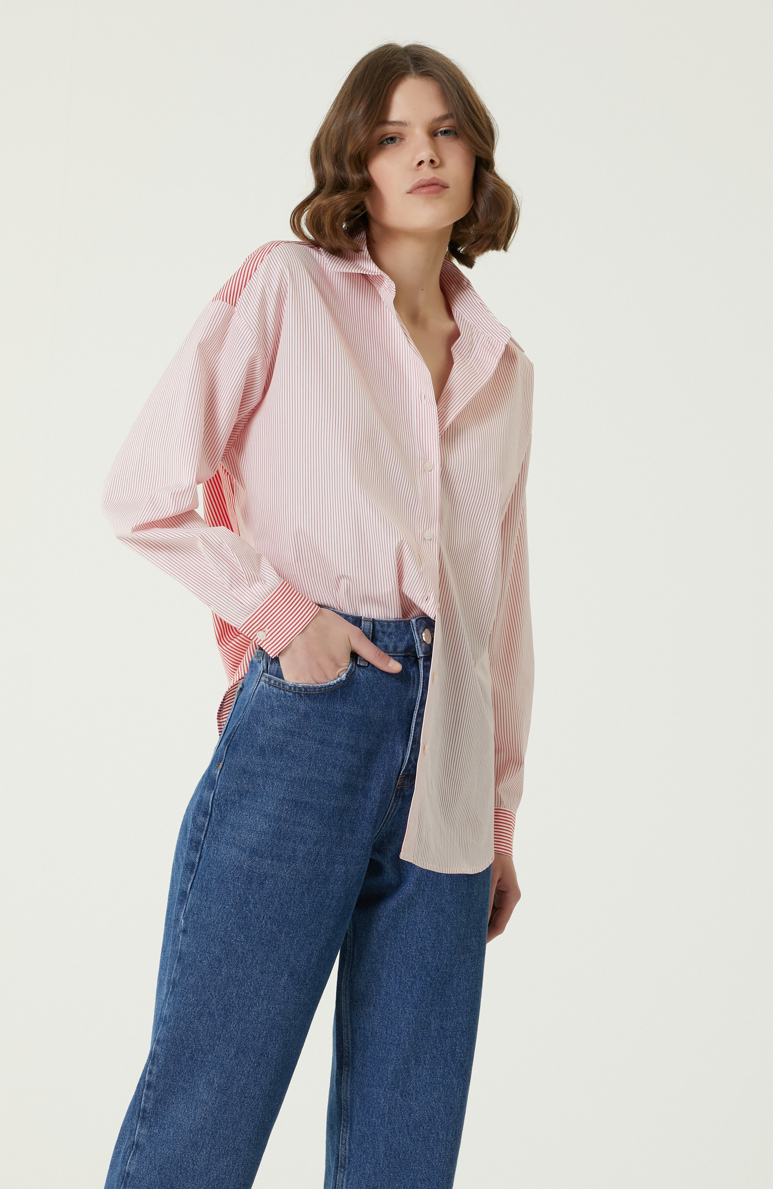 Geniş Fit Kırmızı Beyaz Çizgili Gömlek