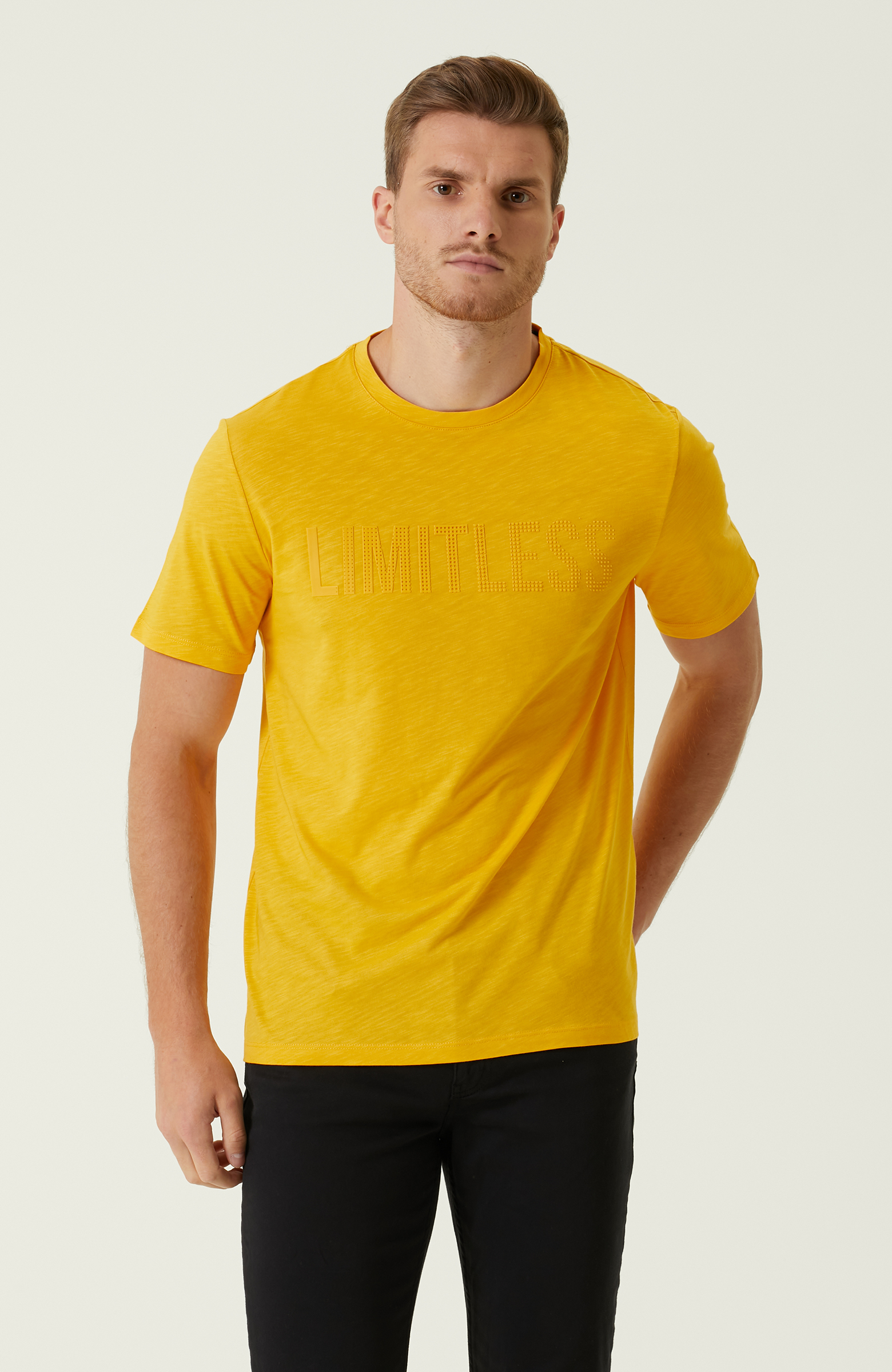 Slim Fit Sarı Bisiklet Yaka Baskılı T-shirt