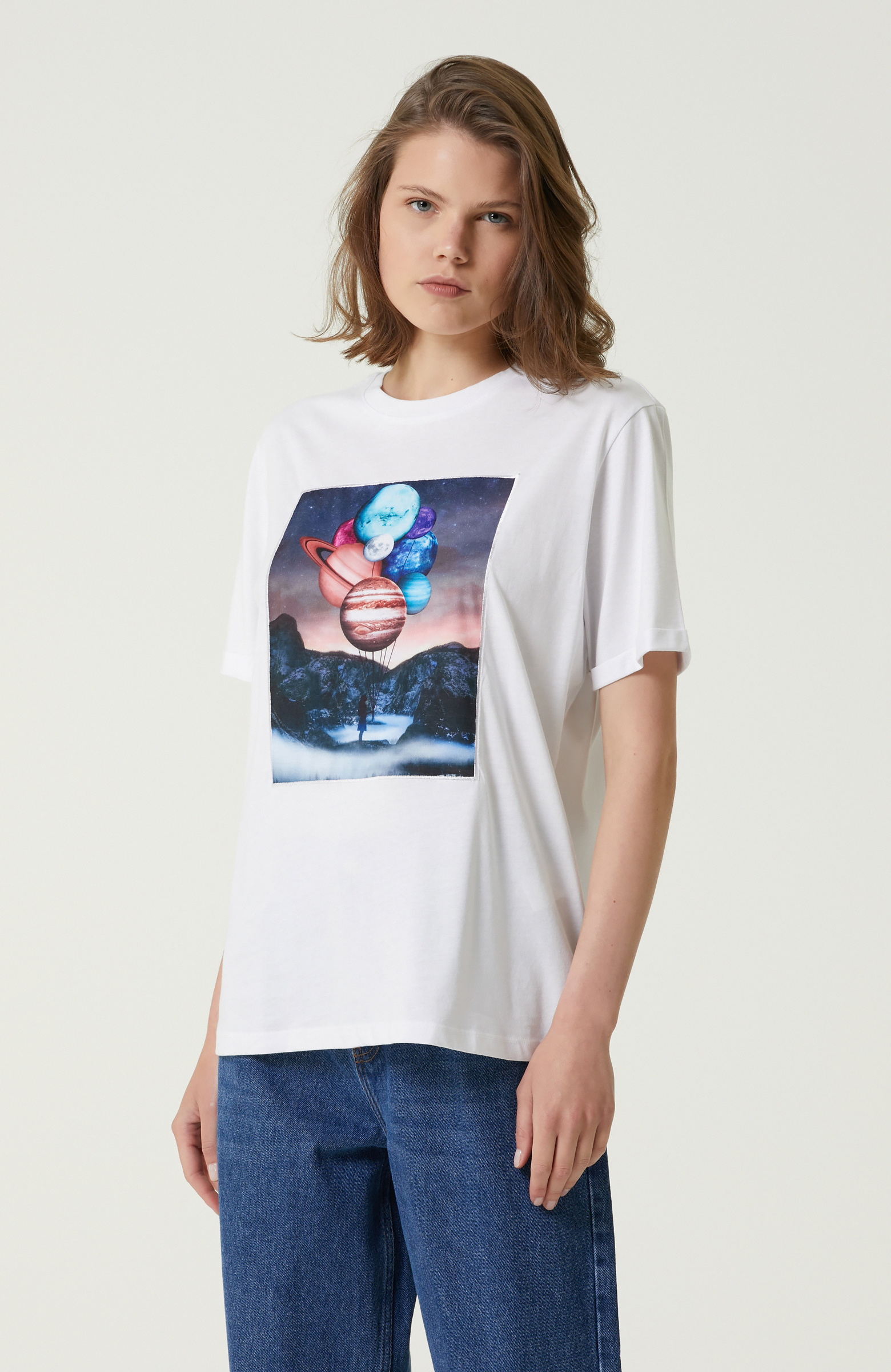 Geniş Fit Beyaz Baskılı T-shirt