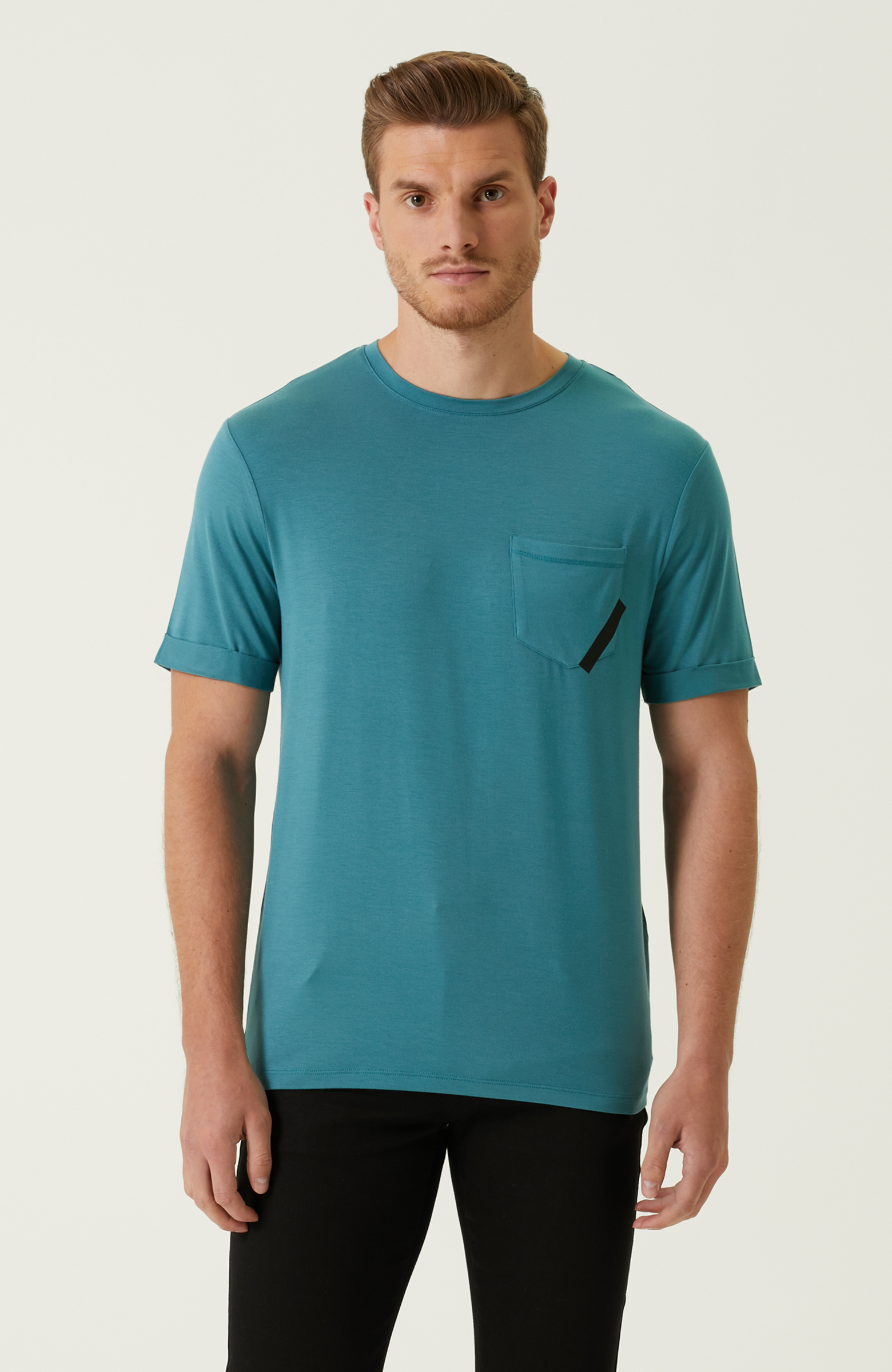 Slim Fit Petrol Cep Detaylı T-shirt