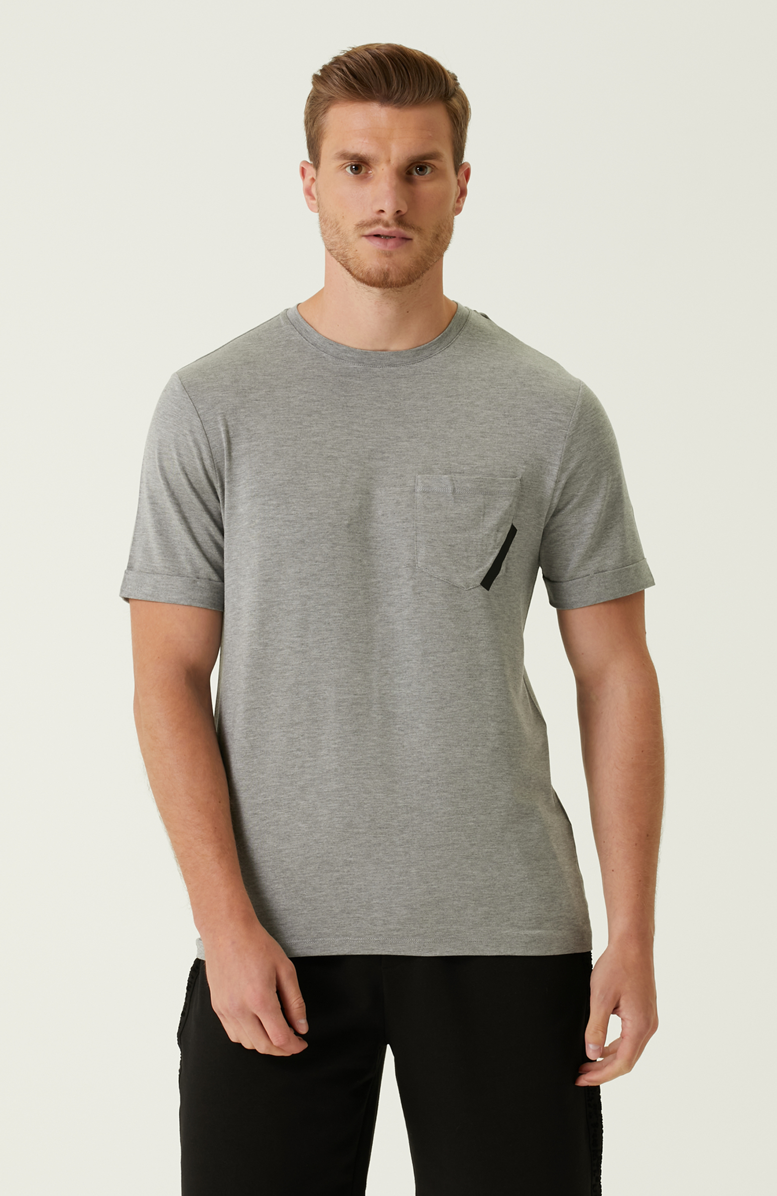 Slim Fit Gri Melanj Cep Detaylı T-shirt Slim Fit Gri Melanj Cep Detaylı T-shirt