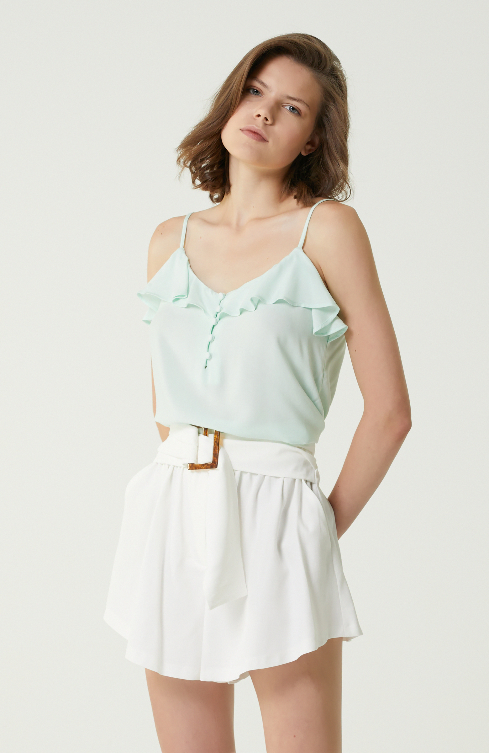 Basic Fit Mint Fırfır Detaylı Bluz Basic Fit Mint Fırfır Detaylı Bluz
