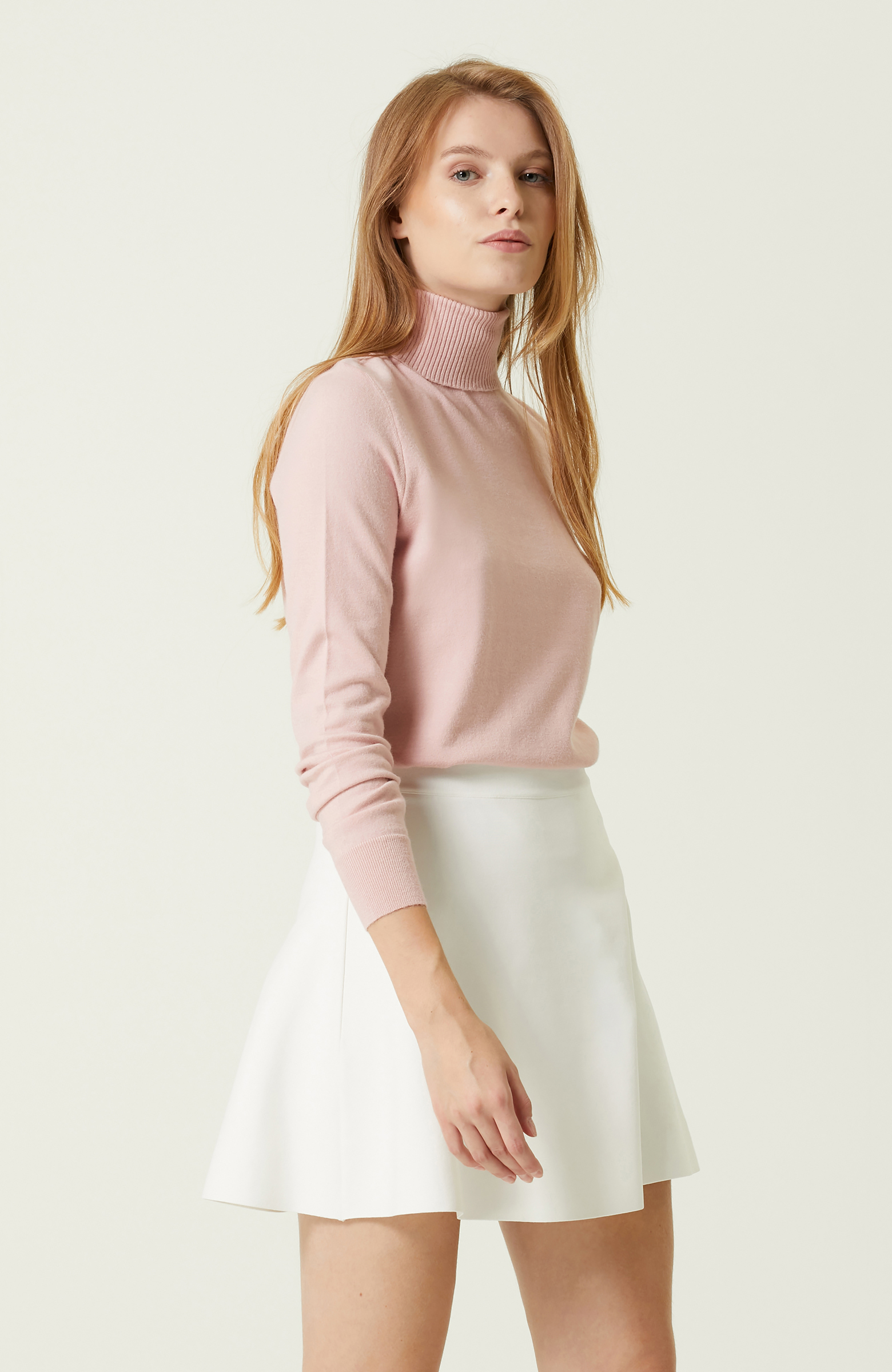 Slim Fit Pudra Balıkçı Yaka Kazak