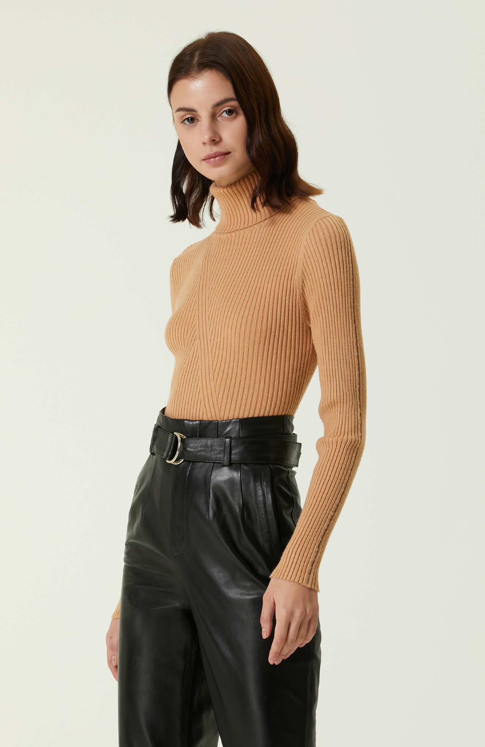 Slim Fit Camel Kazak