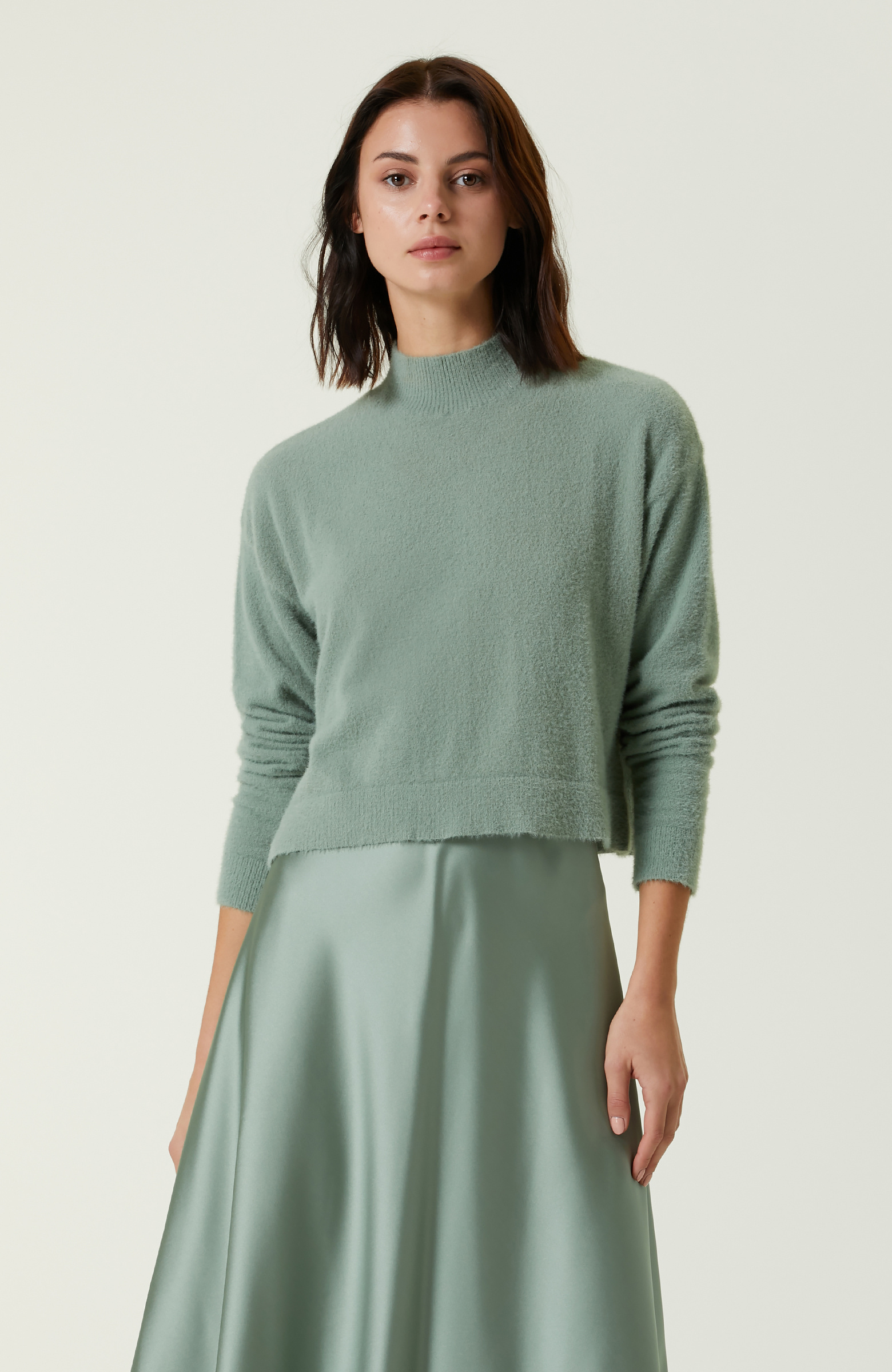 Slim Fit Mint Kazak