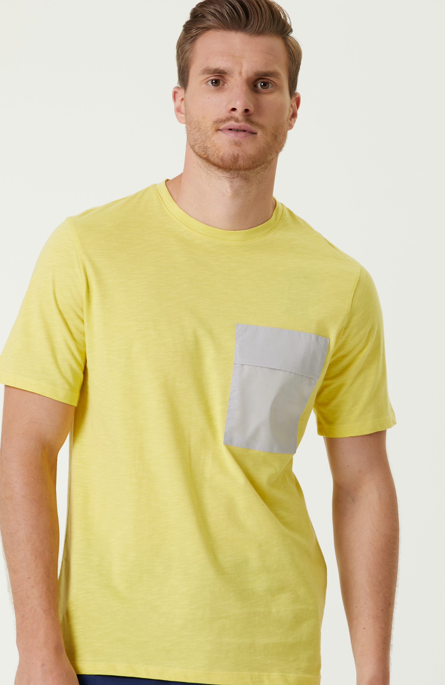 Slim Fit Sarı Bisiklet Yaka T-shirt