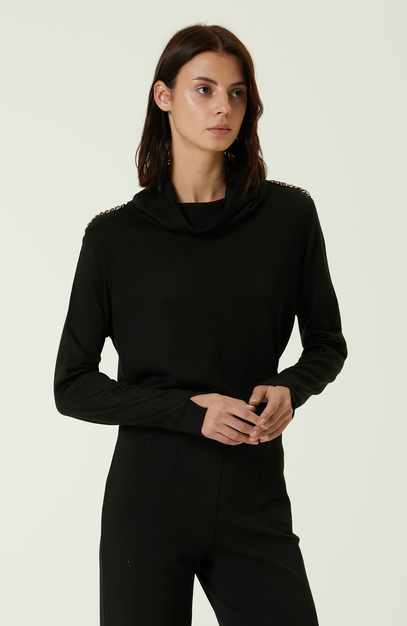 Basic Fit Siyah Kazak