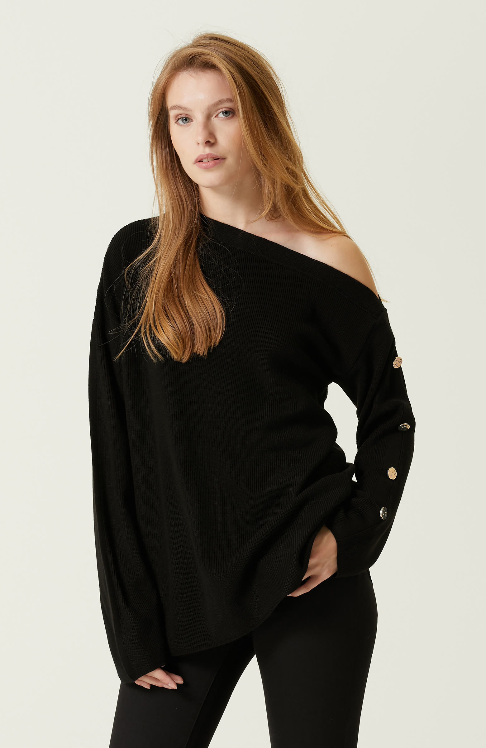 Basic Fit Siyah Tek Omuzlu Kazak