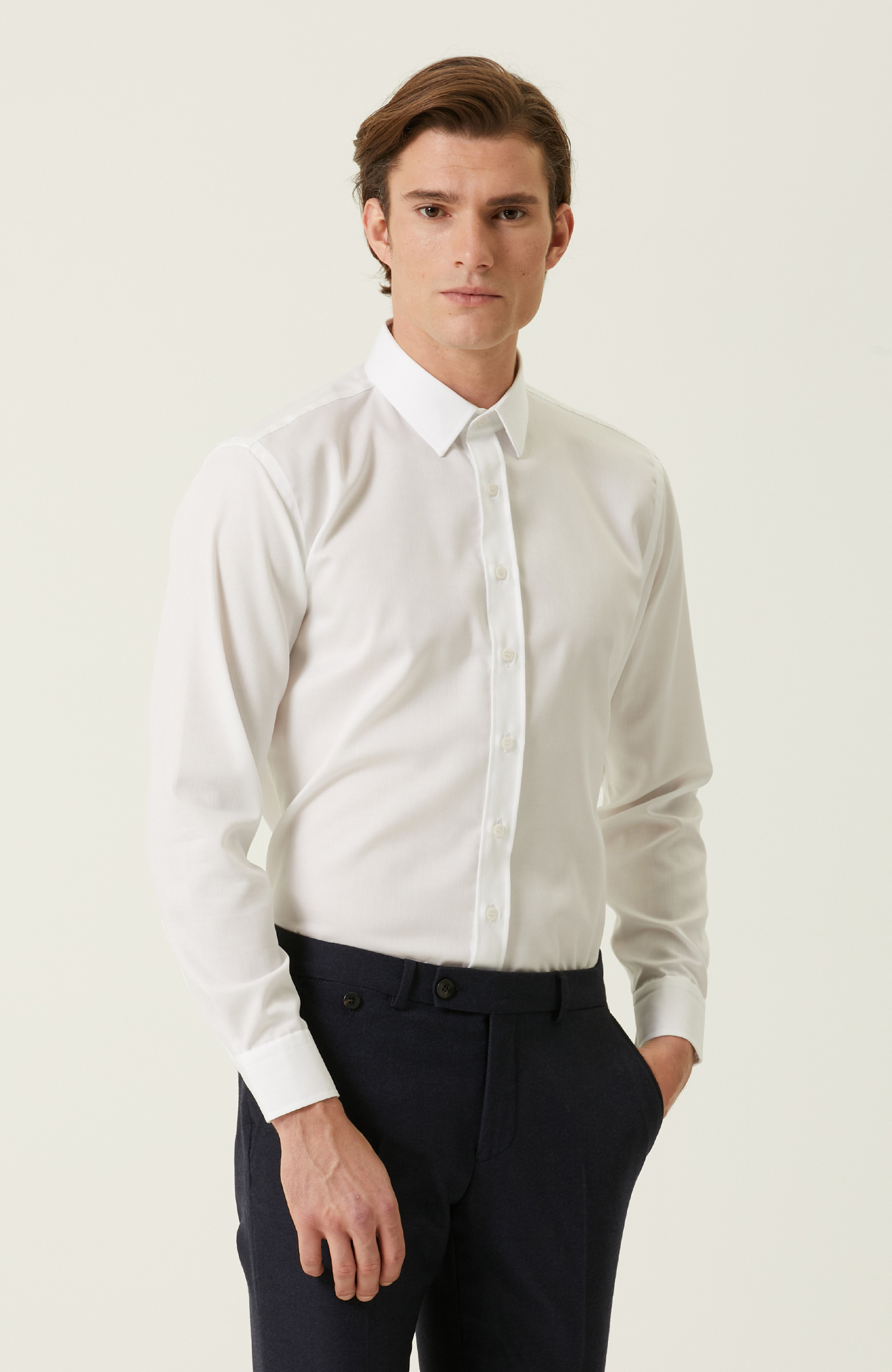 Slim Fit Beyaz Gömlek