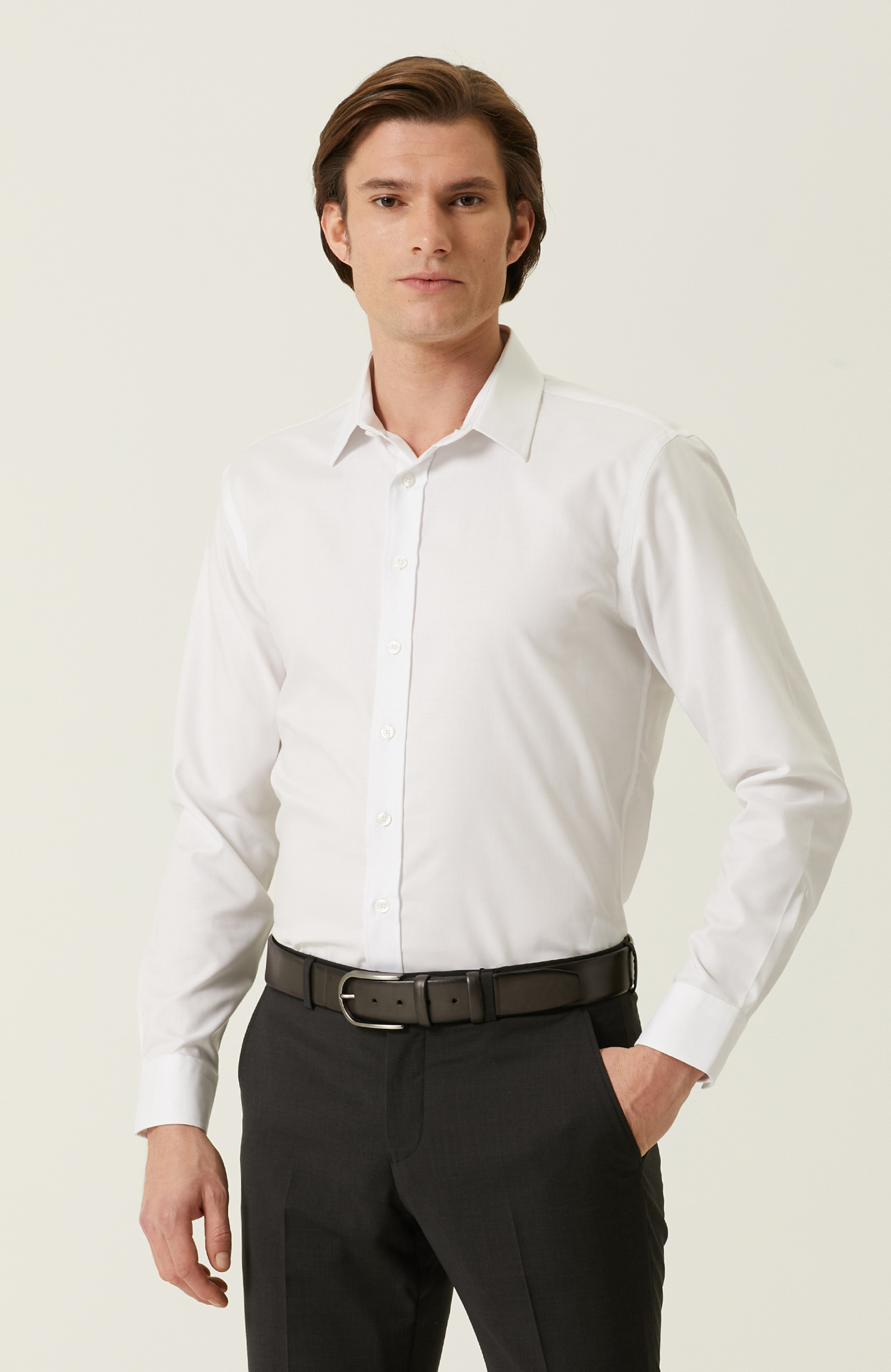 Slim Fit Beyaz Gömlek