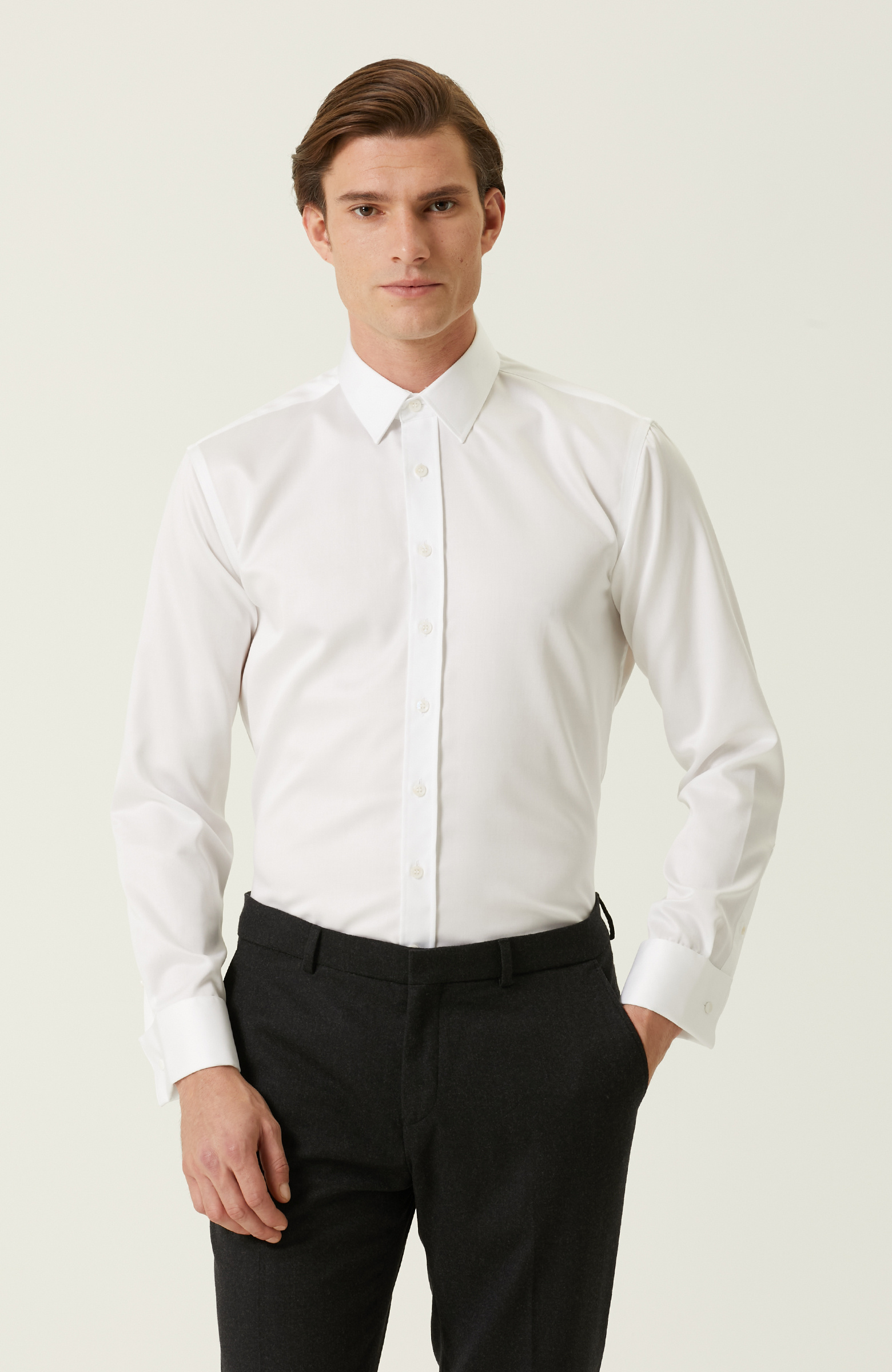 Slim Fit Beyaz Gömlek