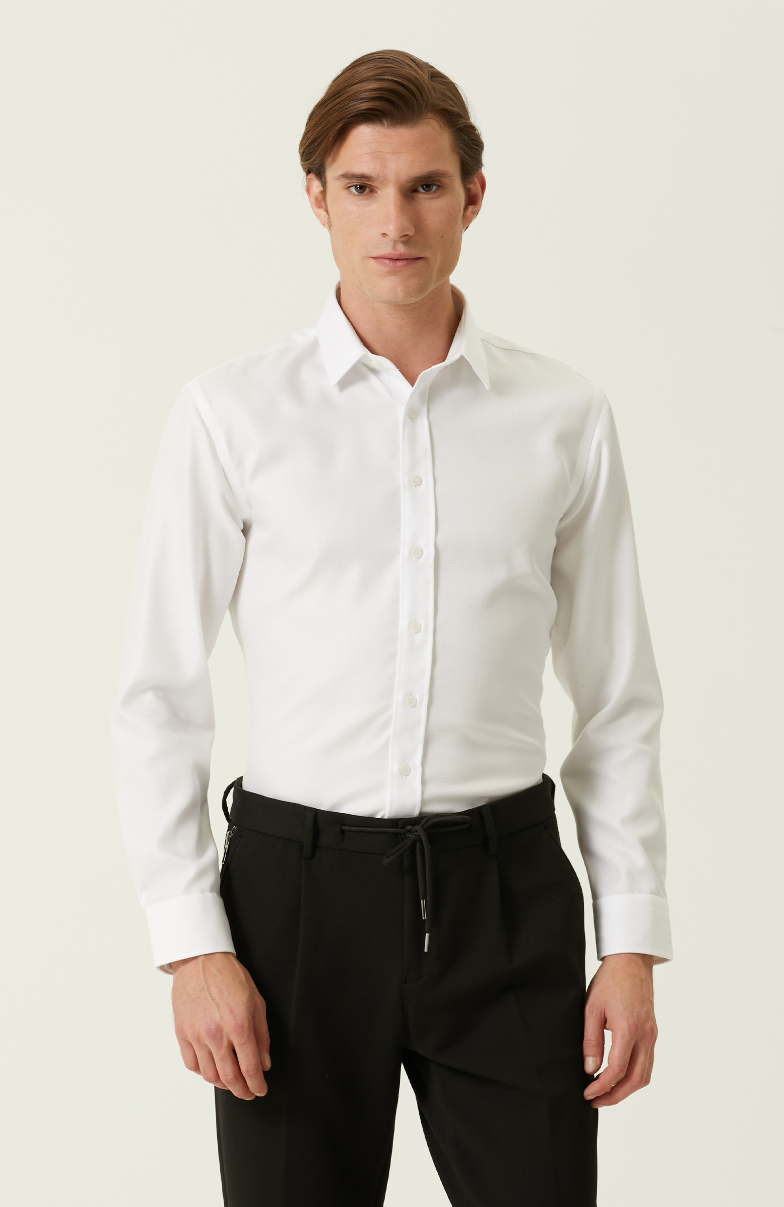 Slim Fit Beyaz Gömlek