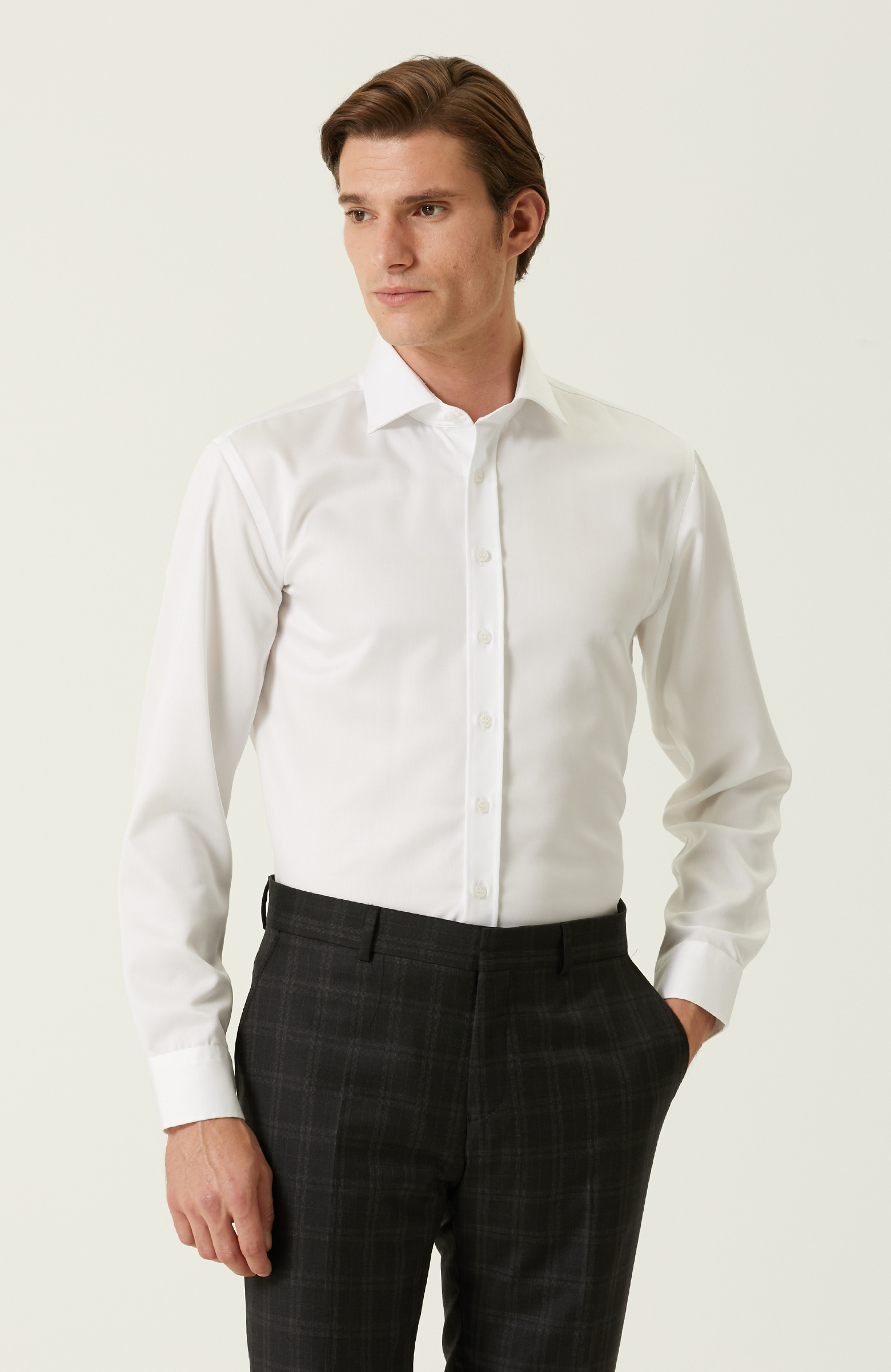 Slim Fit Beyaz Gömlek