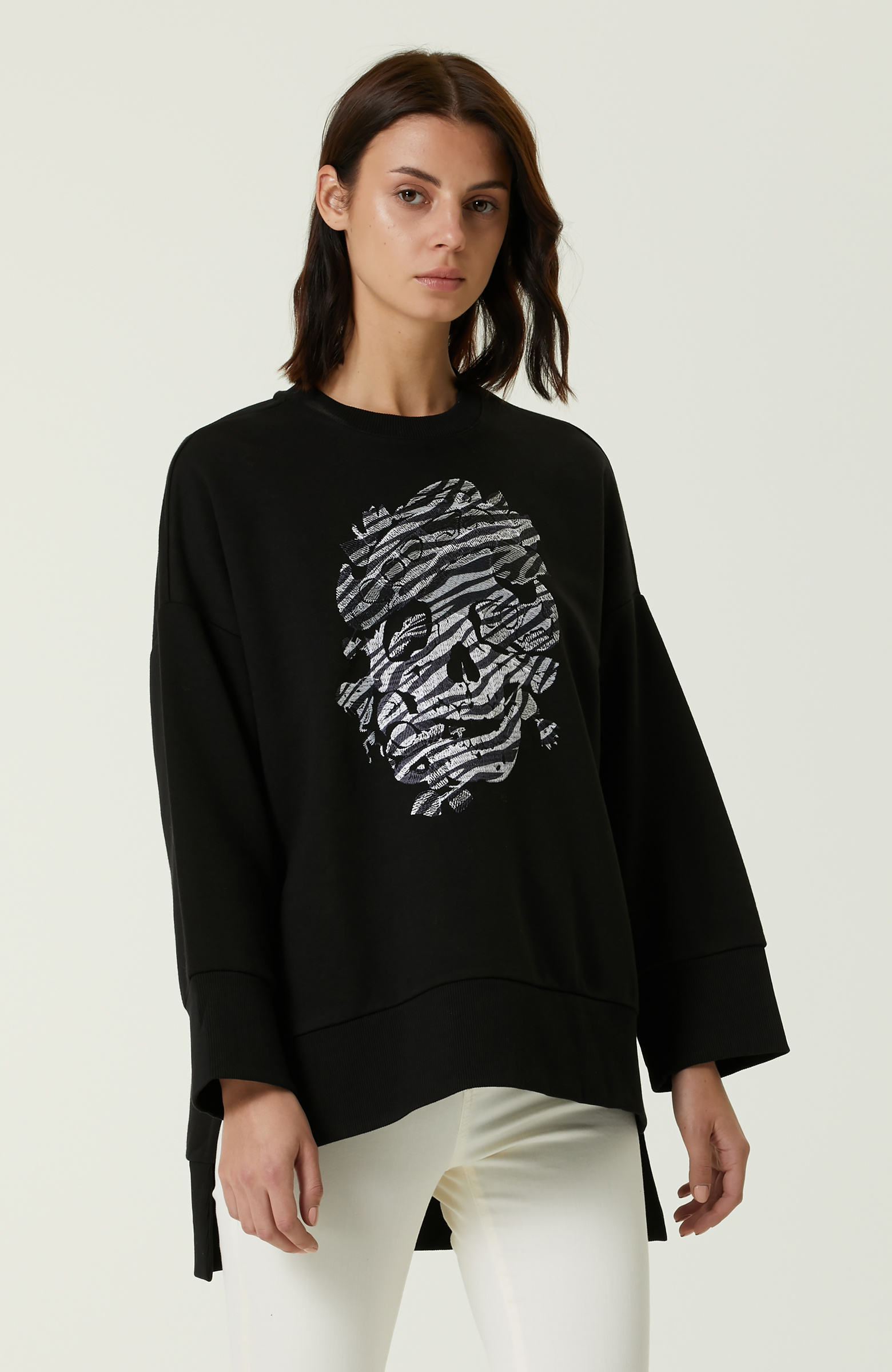 Geniş Fit Siyah Sweatshirt