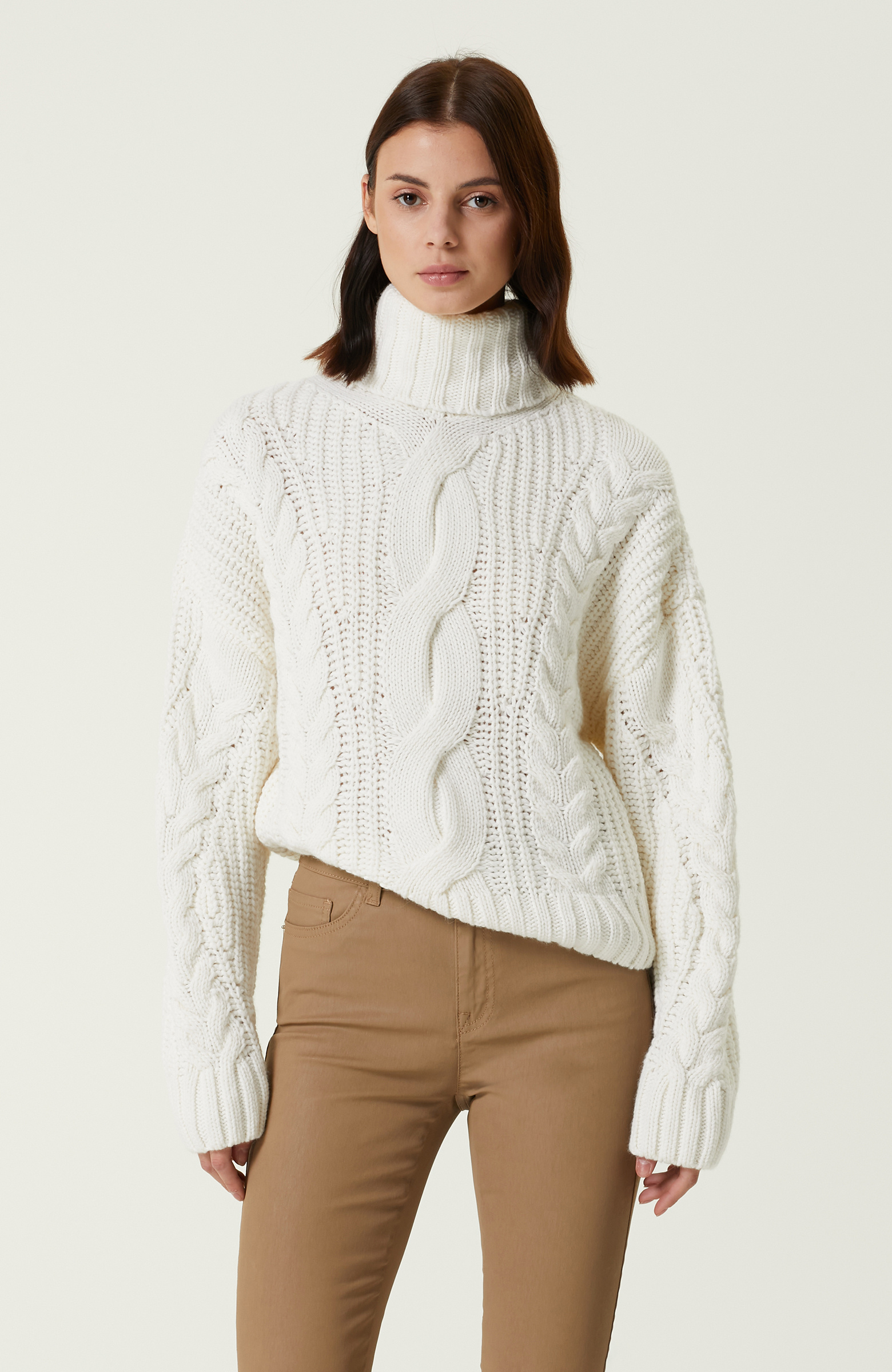 Basic Fit Ekru Kazak