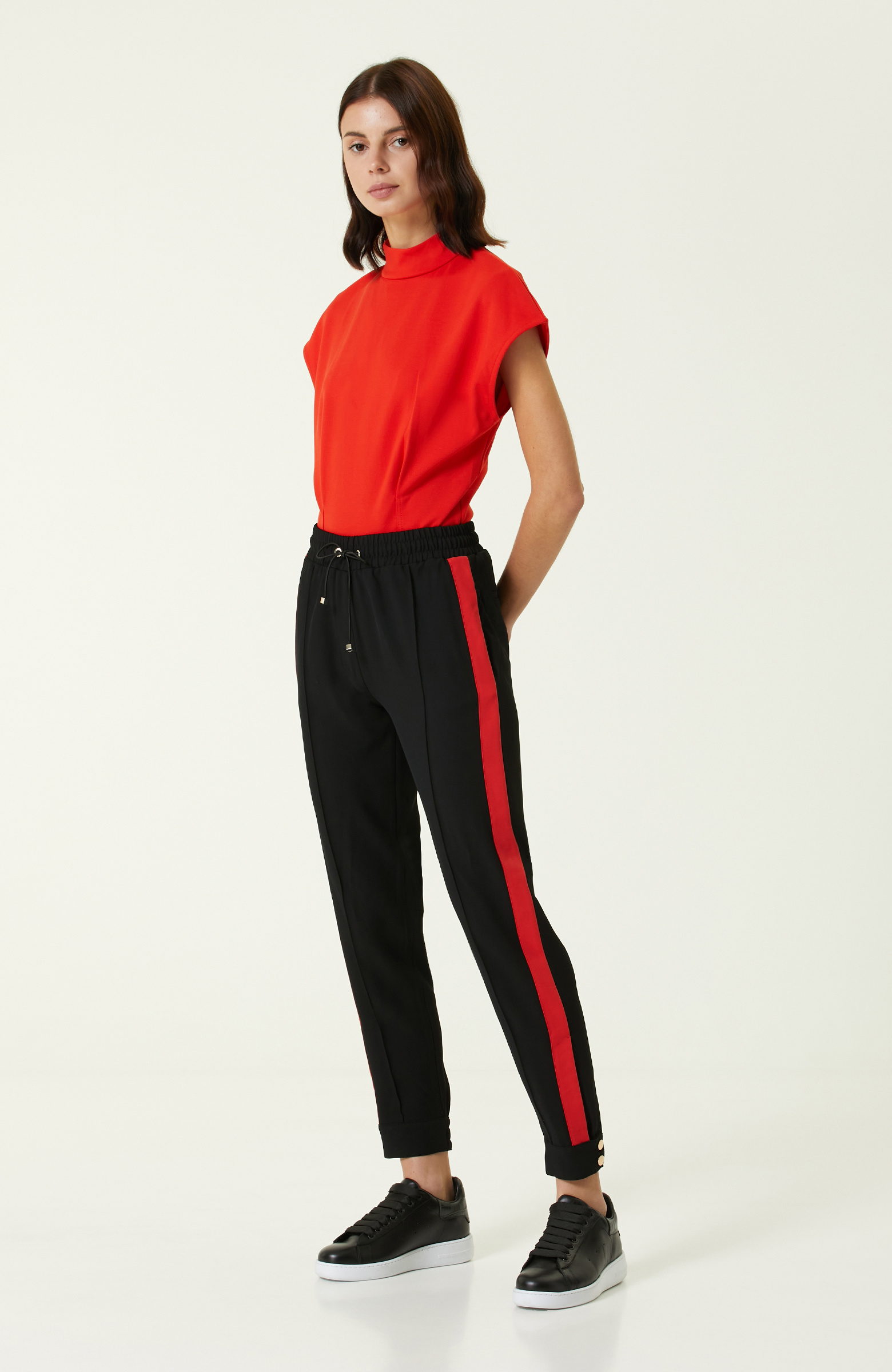 Basic Fit Siyah Jogger Pantolon