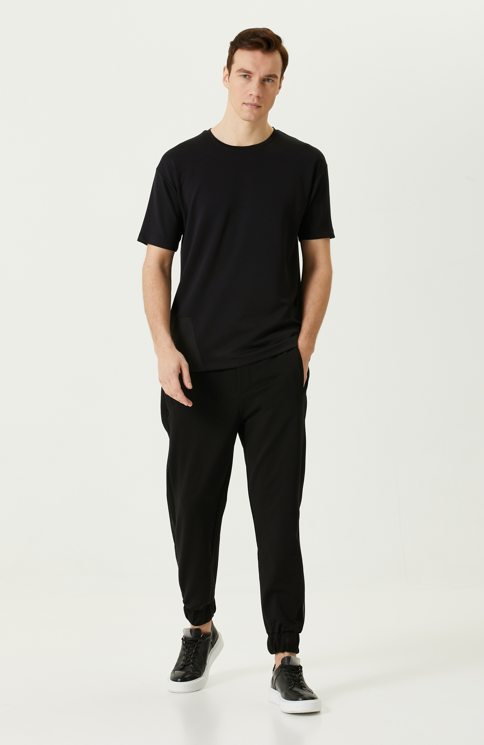 Slim Fit Siyah Eşofman Altı