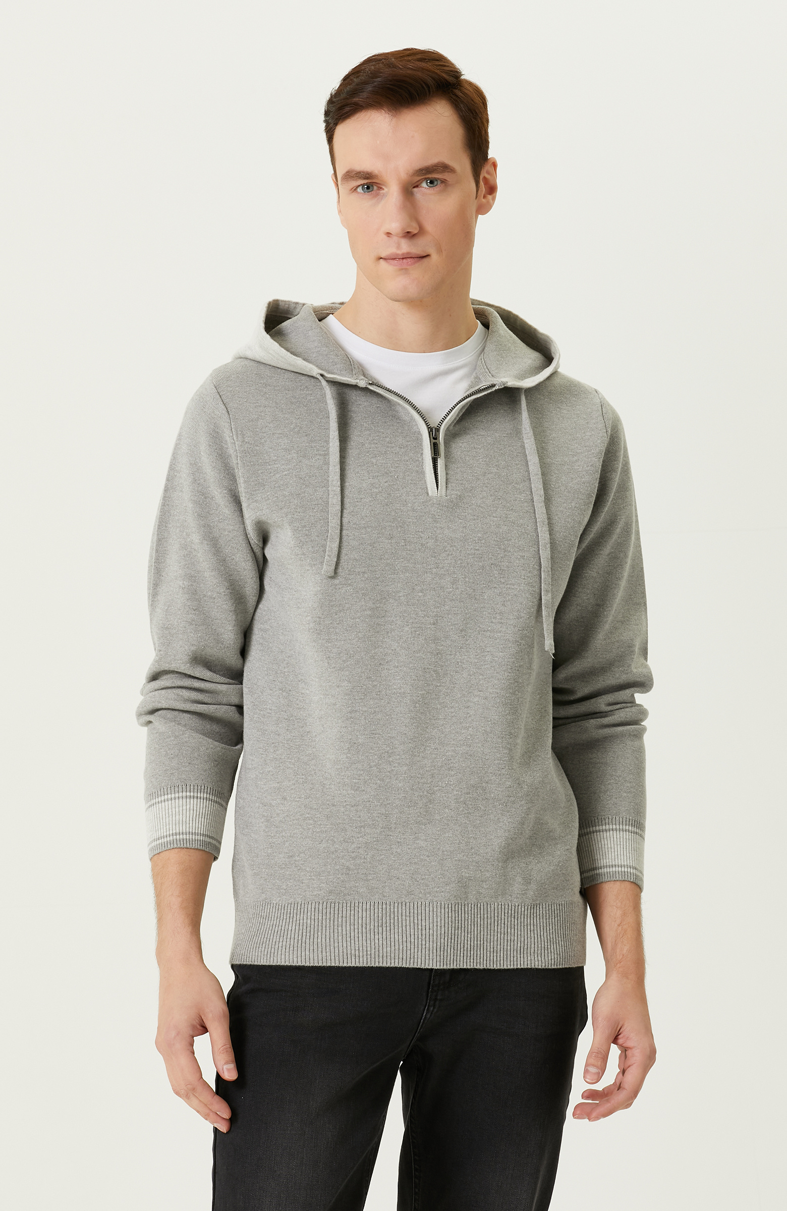 Slim Fit Kapüşonlu Kazak