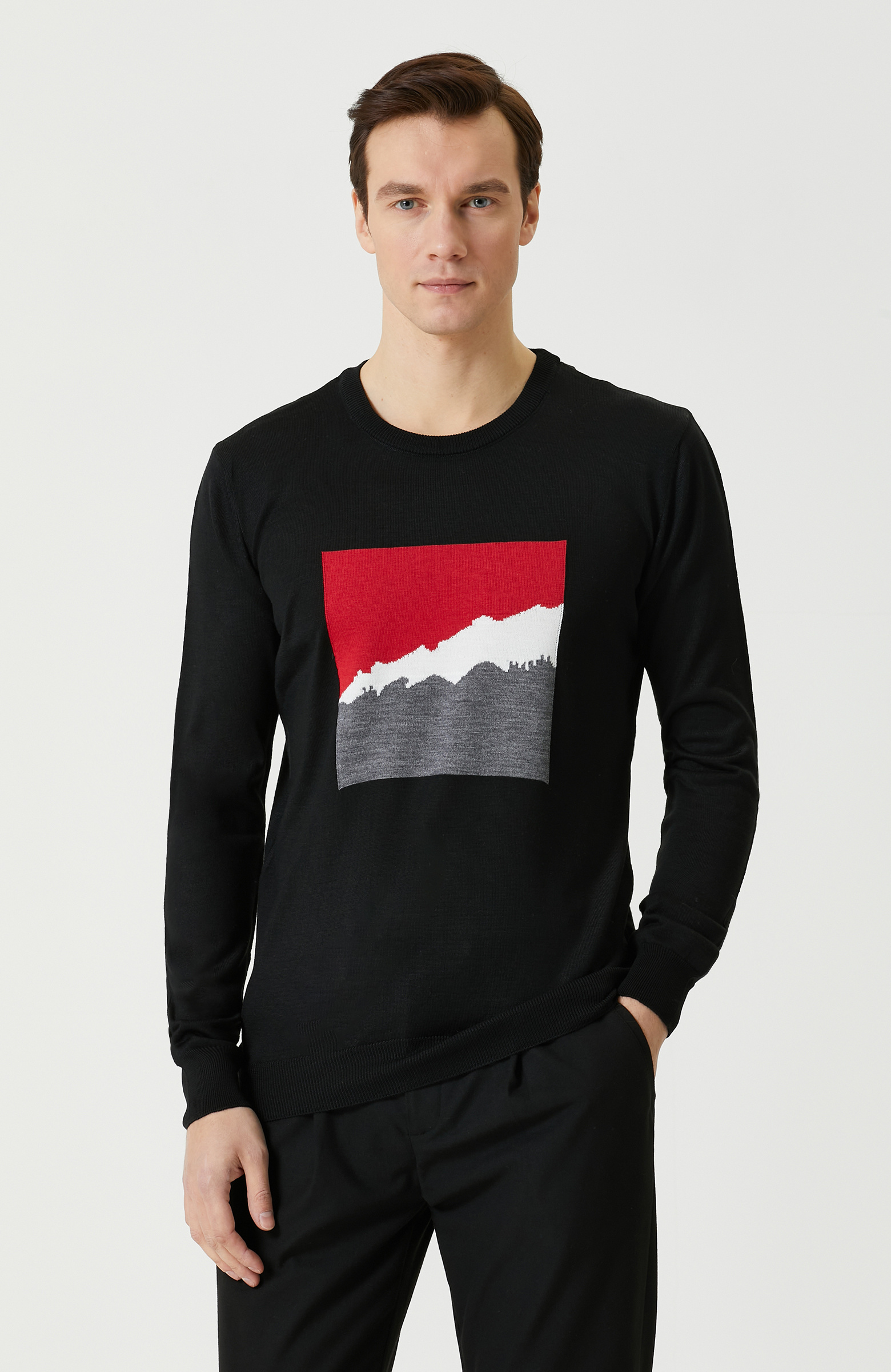 Siyah Jakarlı Kazak