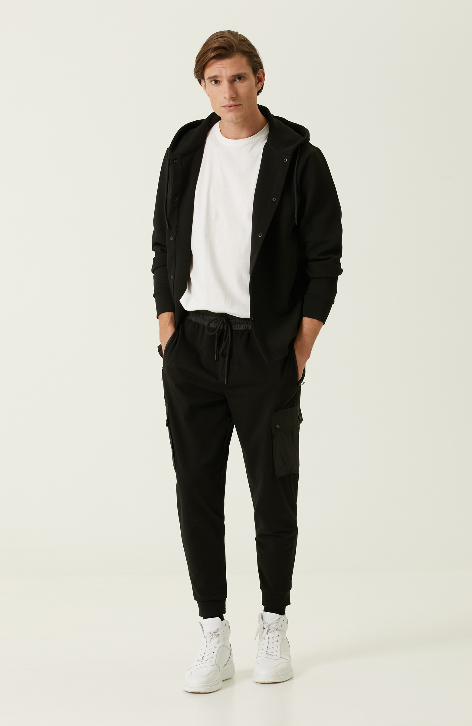 Slim Fit Siyah Eşofman Altı