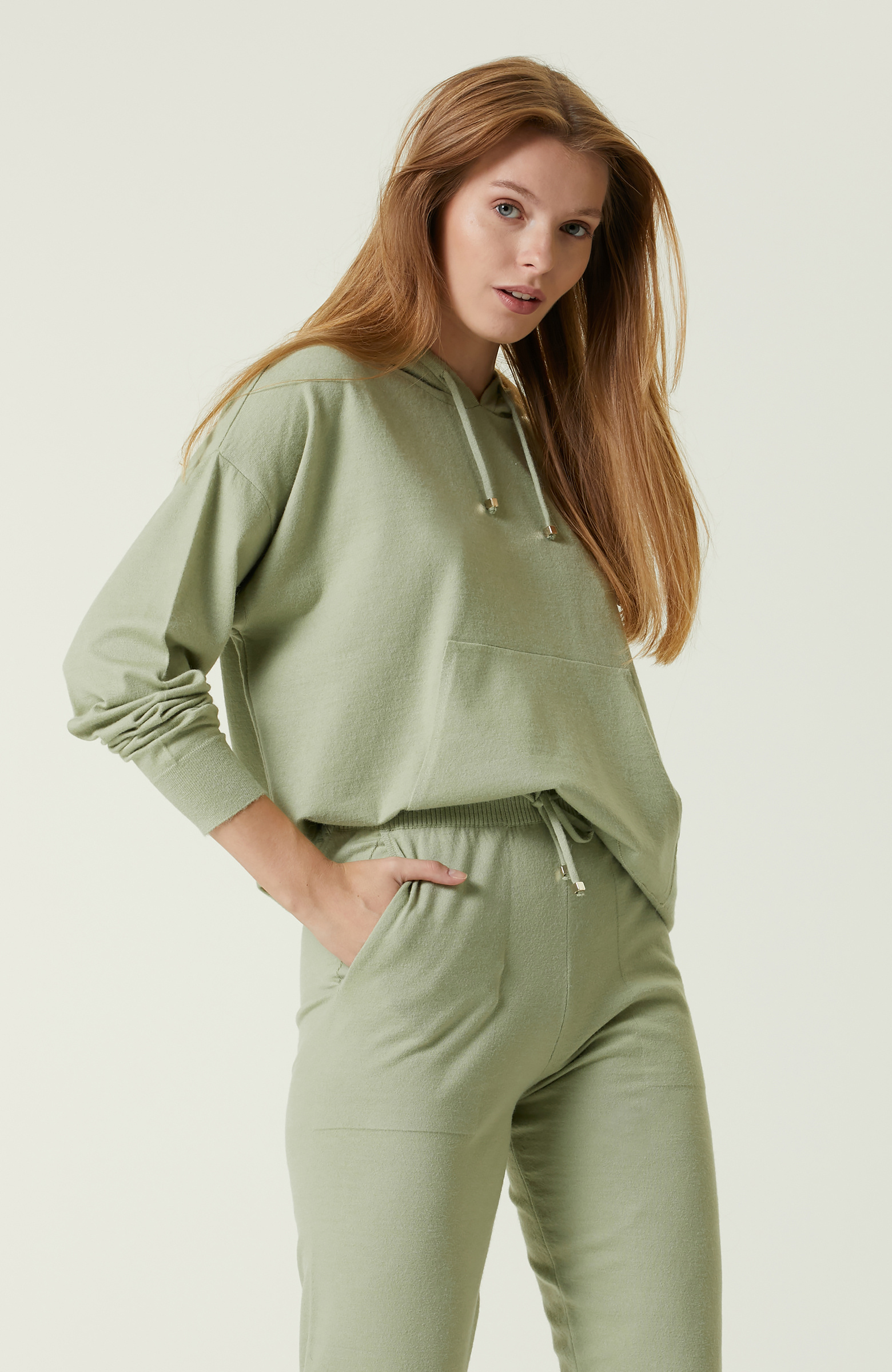 Basic Fit Mint Kapüşonlu Kazak Basic Fit Mint Kapüşonlu Kazak