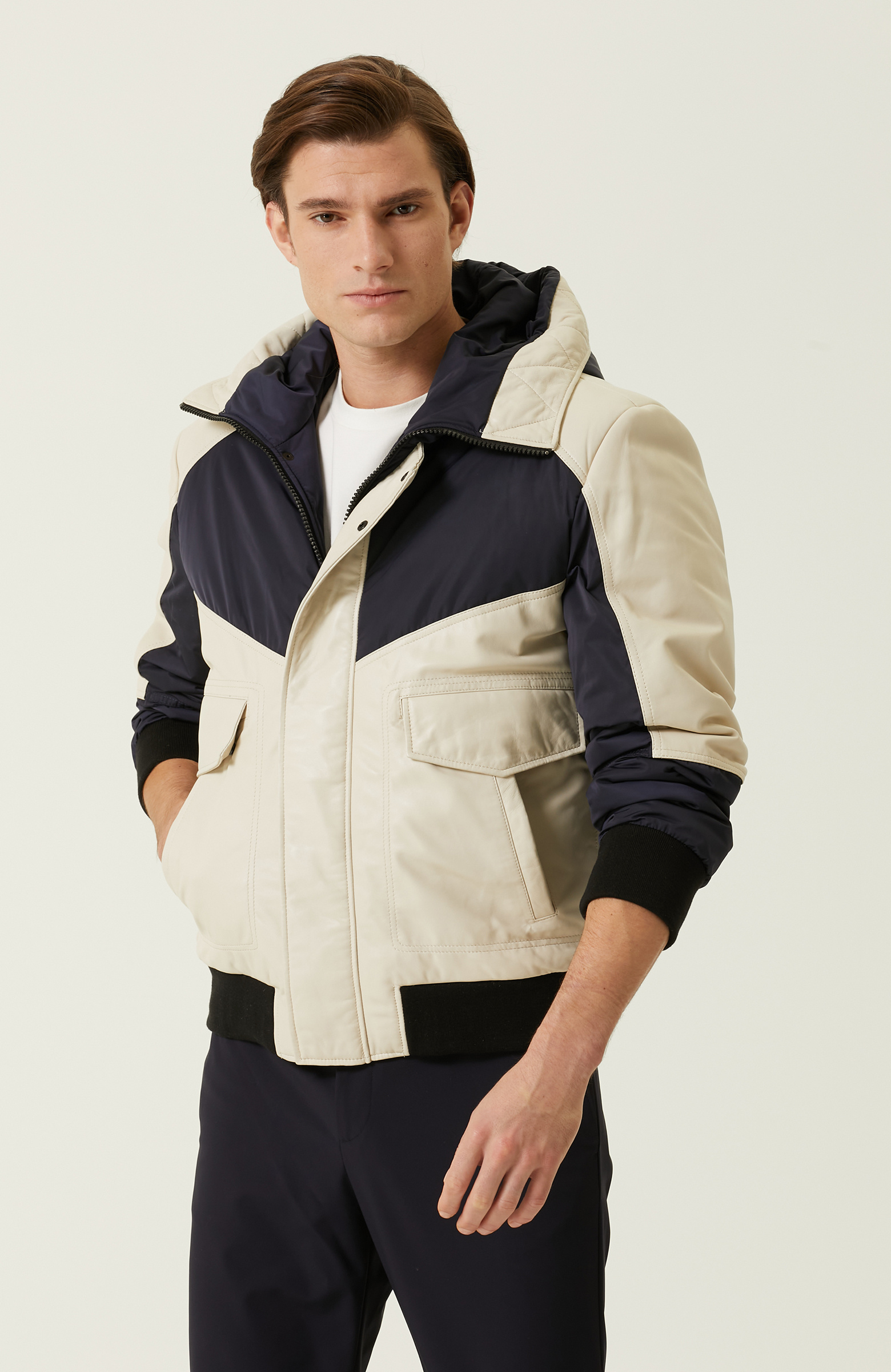 Slim Fit Lacivert Ekru Kapüşonlu Deri Mont