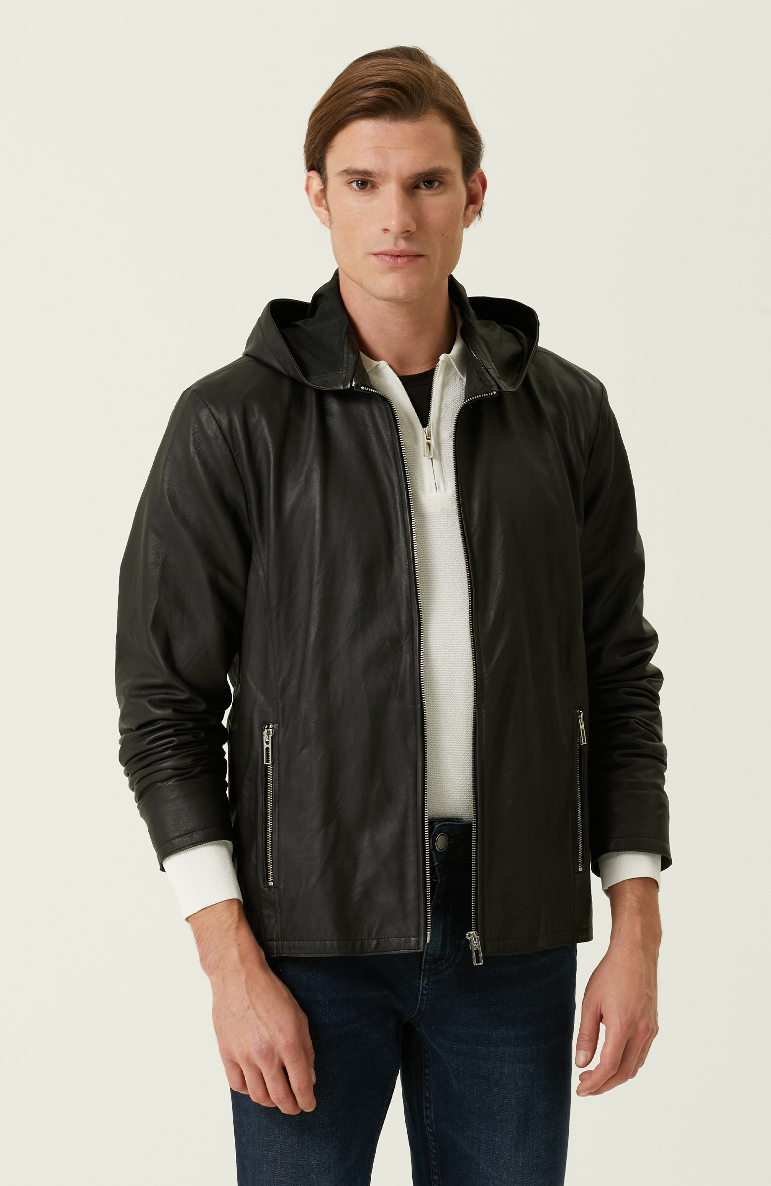 Slim Fit Siyah Kapüşonlu Deri Mont Slim Fit Siyah Kapüşonlu Deri Mont