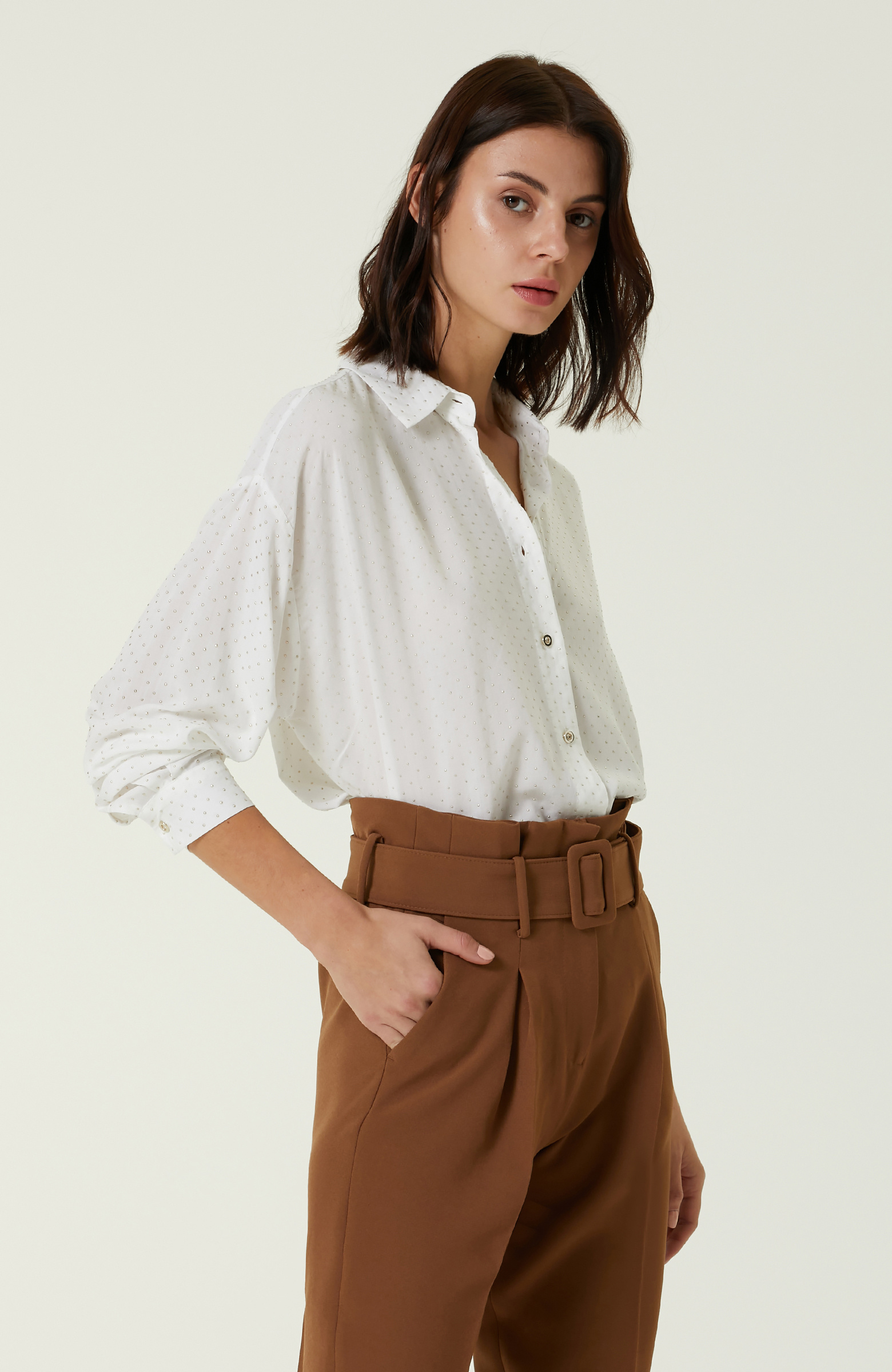 Regular Fit Beyaz Gömlek