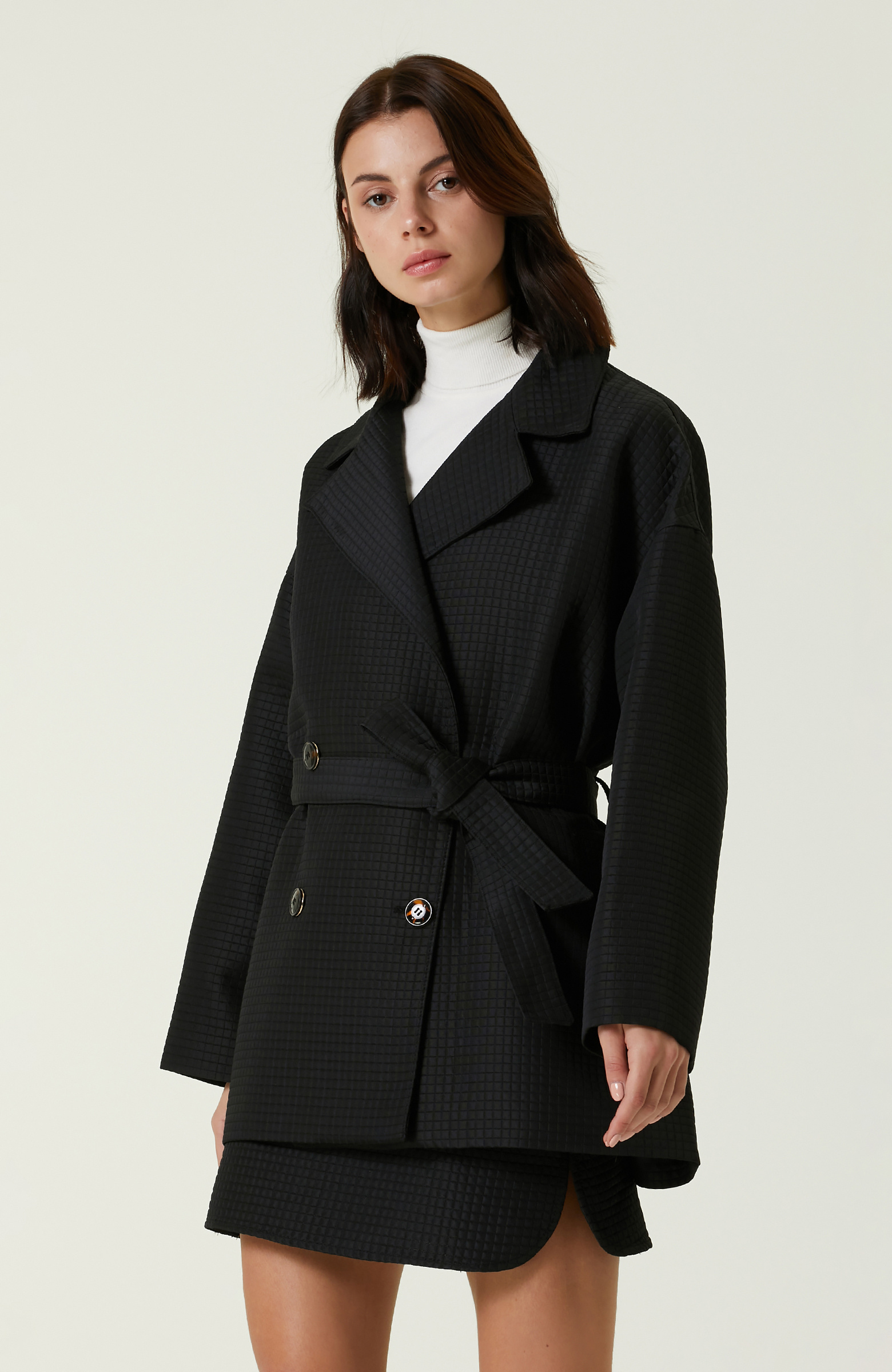 Regular Fit Siyah Kaban