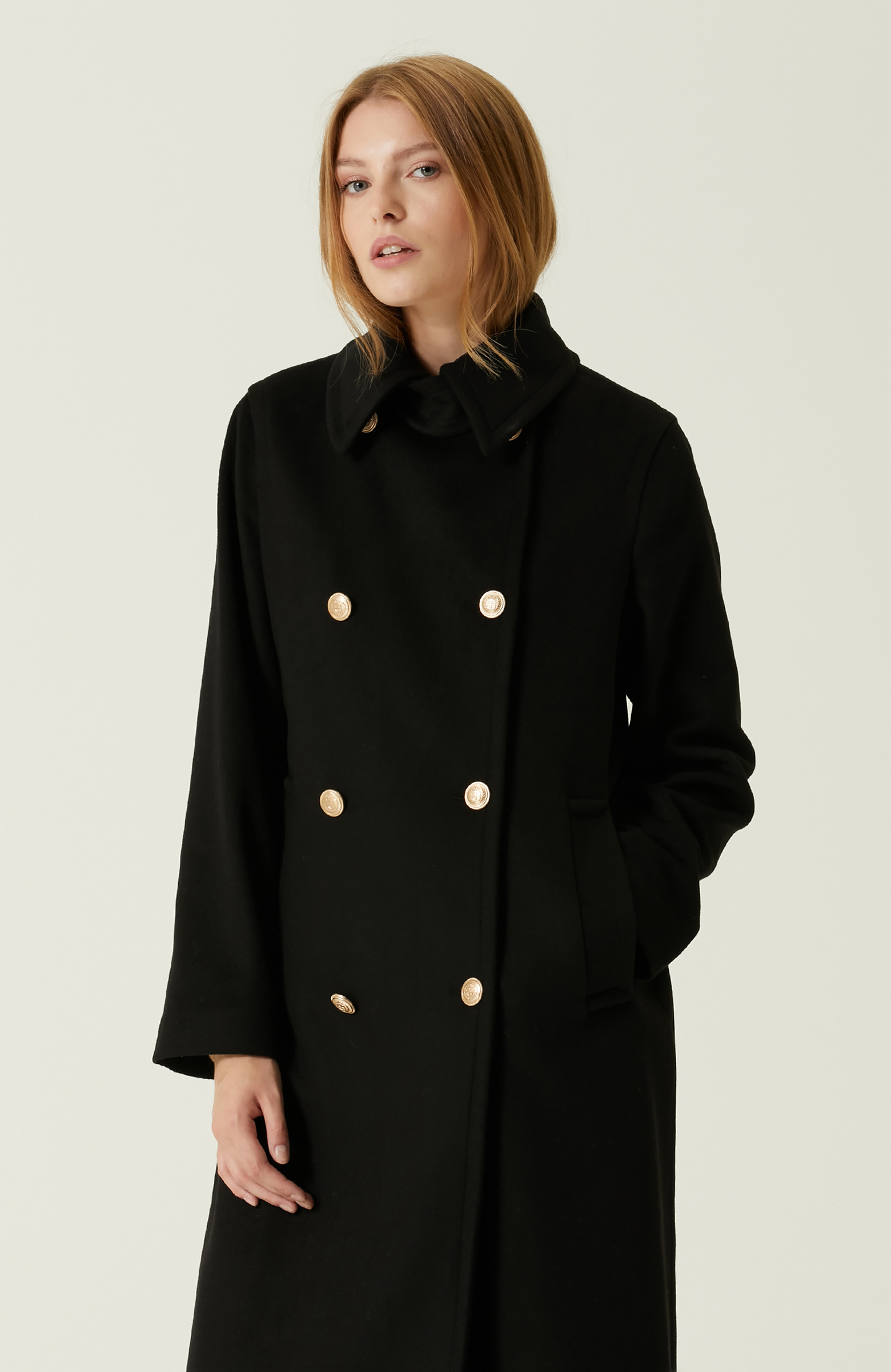 Regular Fit Siyah İngiliz Yaka Yün Palto Regular Fit Siyah İngiliz Yaka Yün Palto