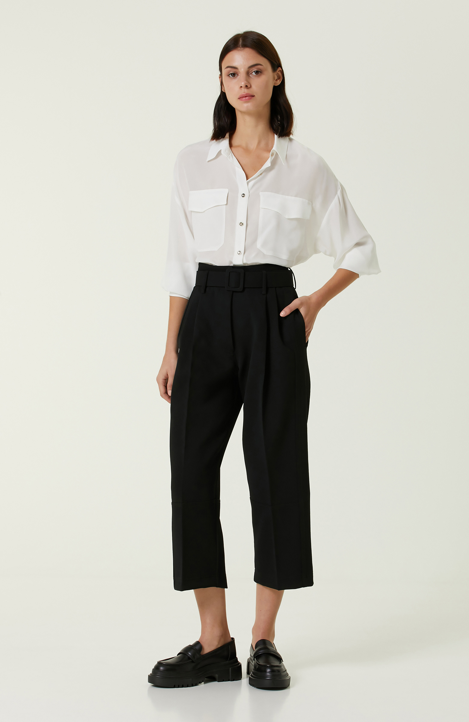 Regular Fit Siyah Pantolon