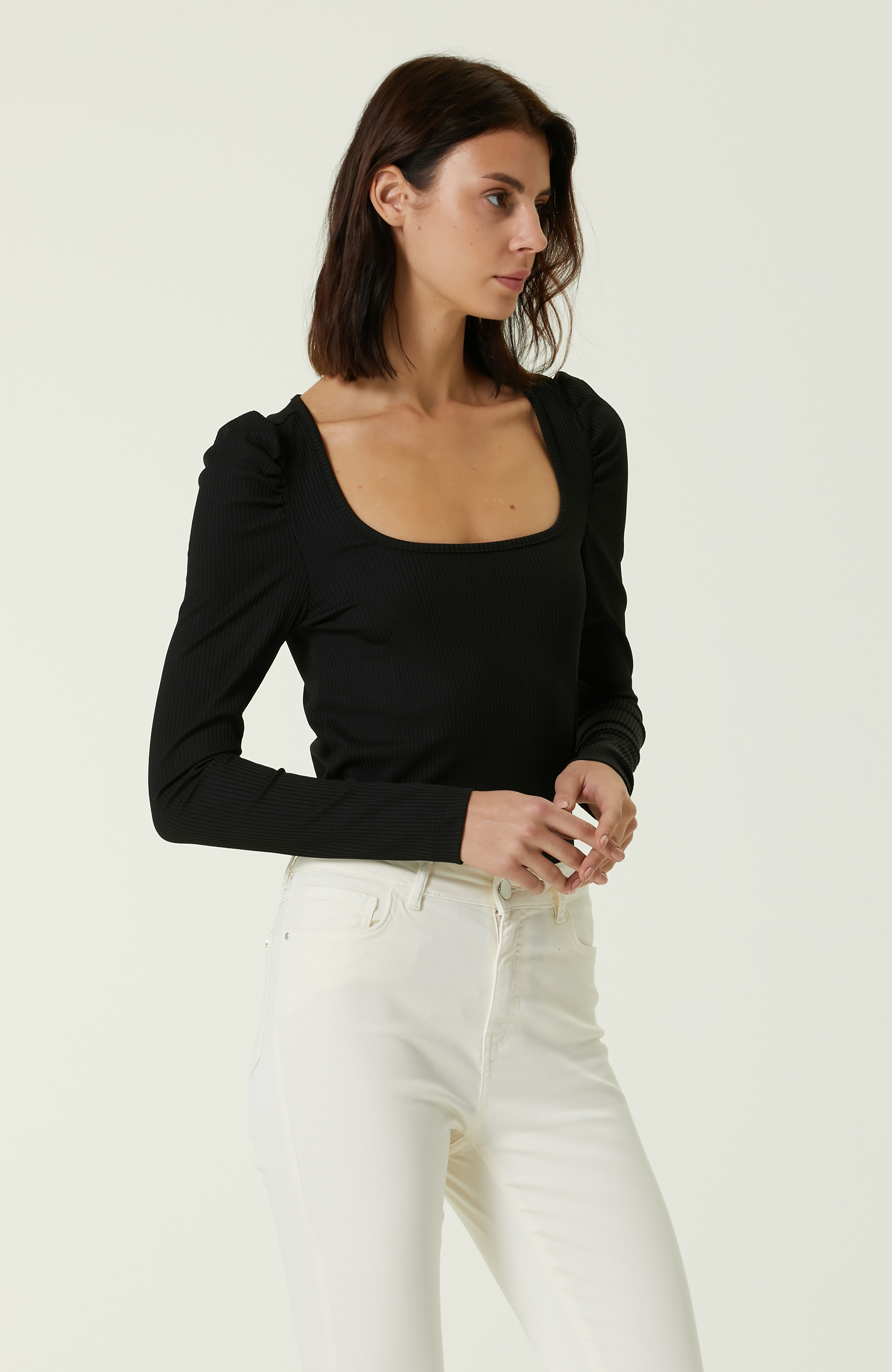 Basic Fit Siyah Sweatshirt Basic Fit Siyah Sweatshirt