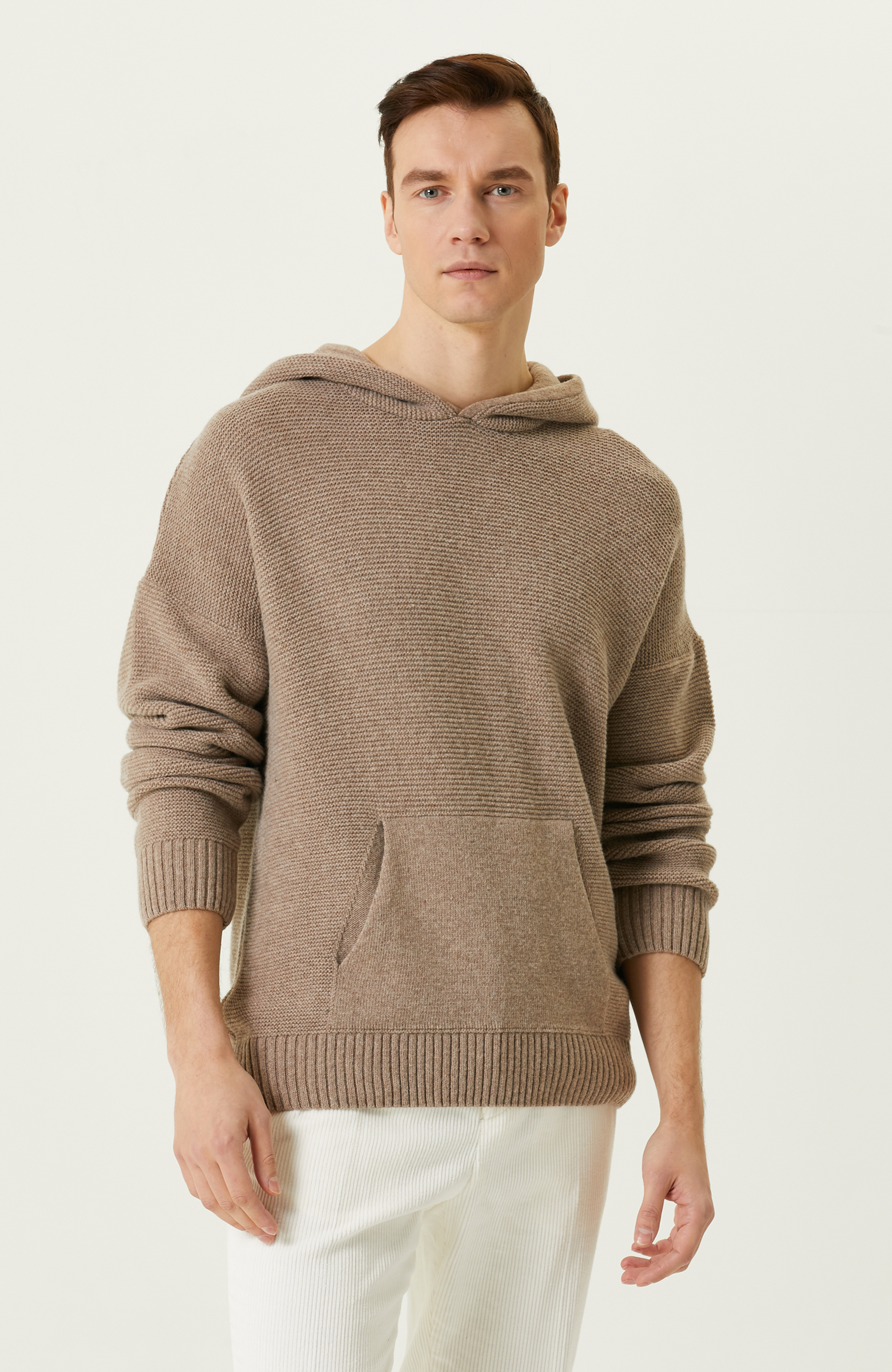 Oversize Vizon Kapüşonlu Kazak Oversize Vizon Kapüşonlu Kazak
