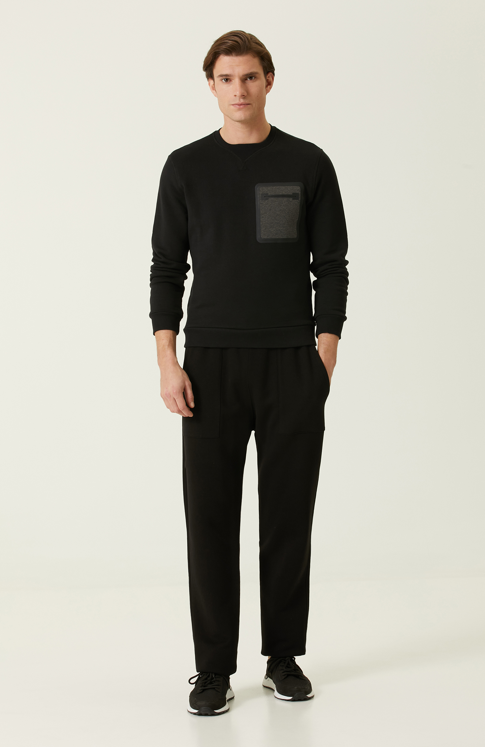 Comfort Fit Siyah Eşofman Altı Comfort Fit Siyah Eşofman Altı