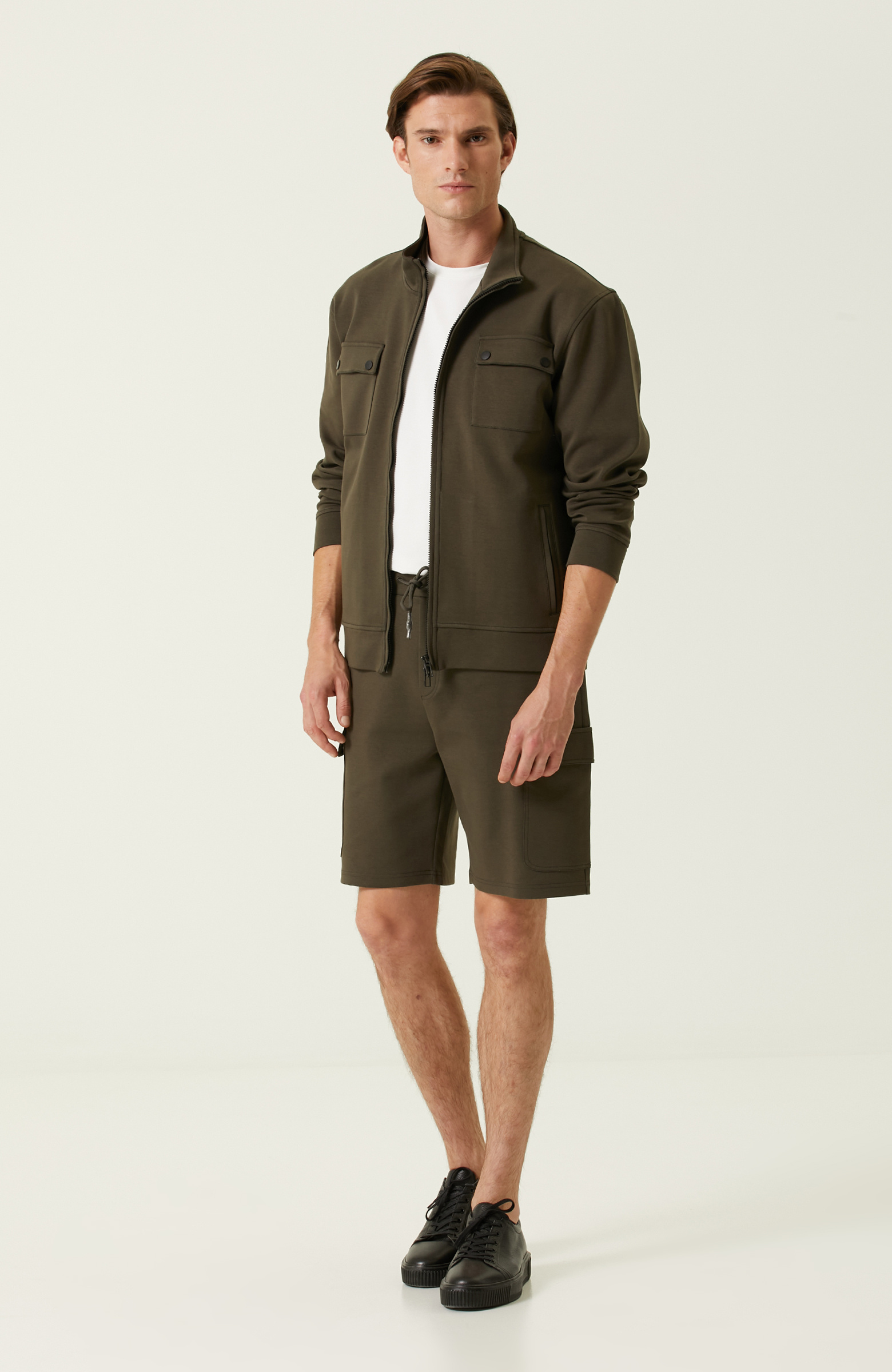 Comfort Fit Haki Şort