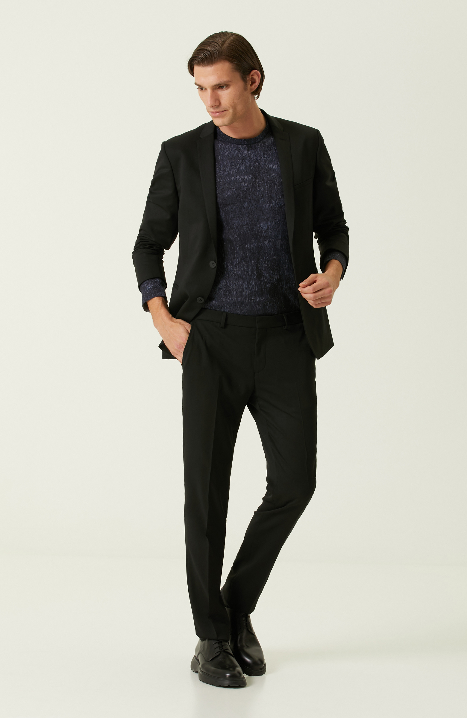 Super Slim Fit Siyah Yün Takım Elbise