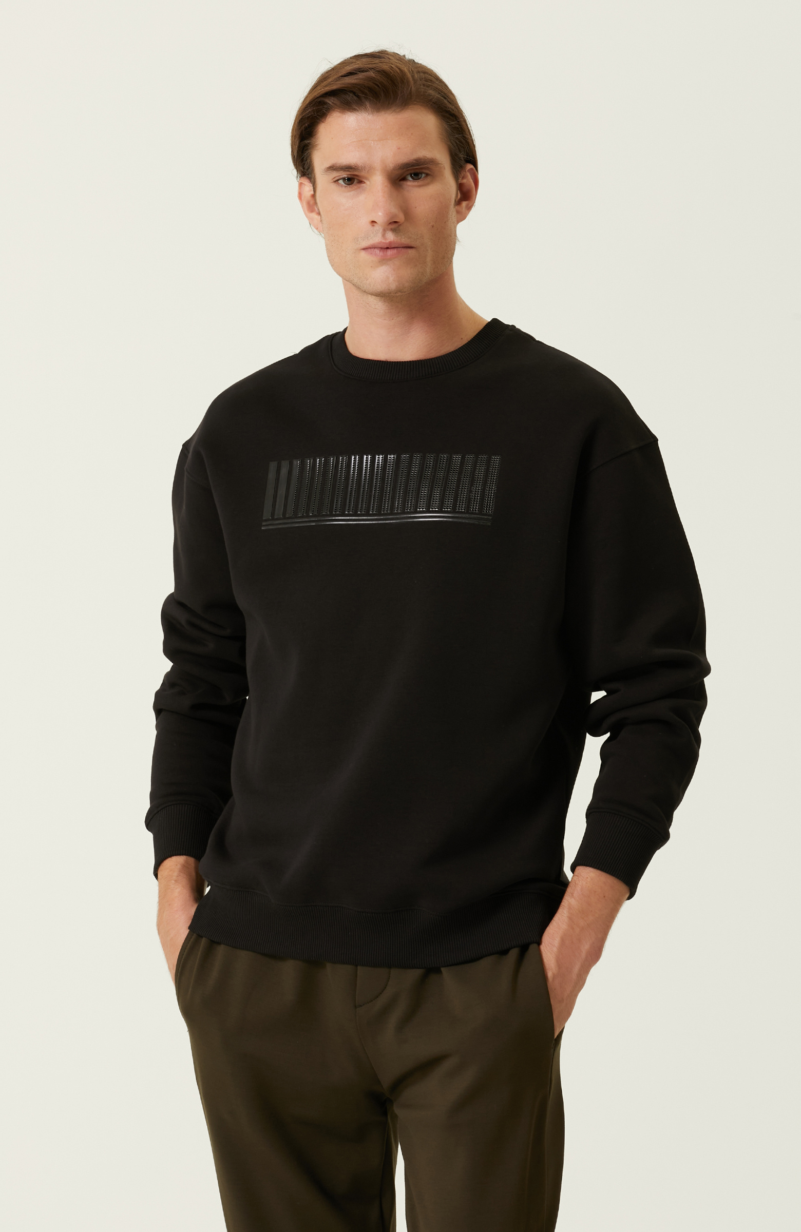 Comfort Fit Siyah Sweatshirt