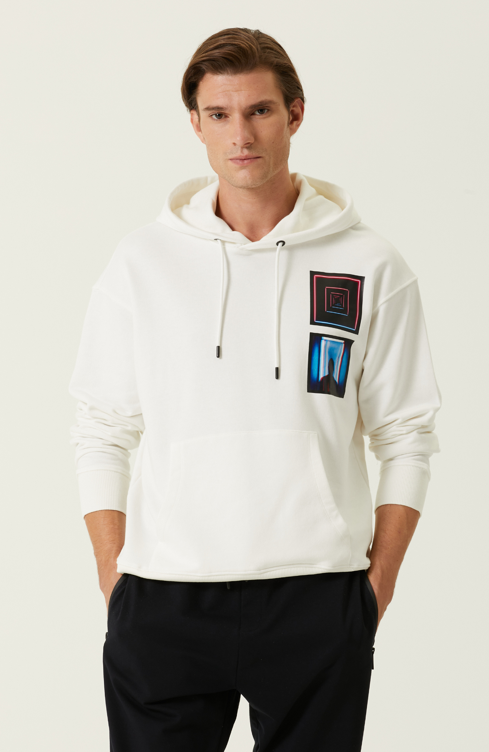 Comfort Fit Ekru Sweatshirt