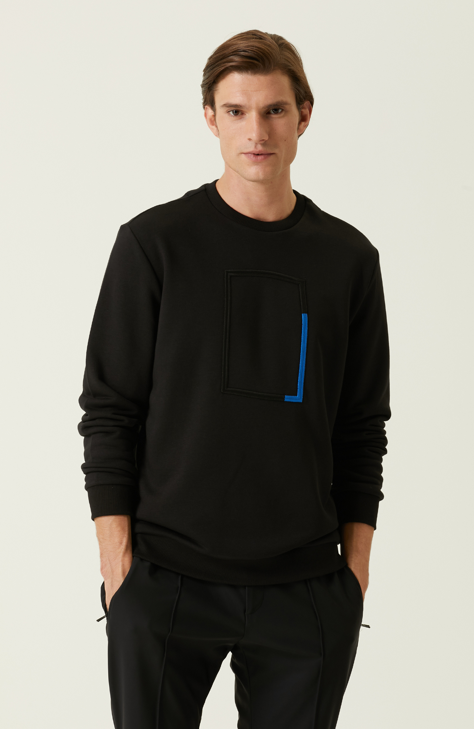 Comfort Fit Siyah Sweatshirt