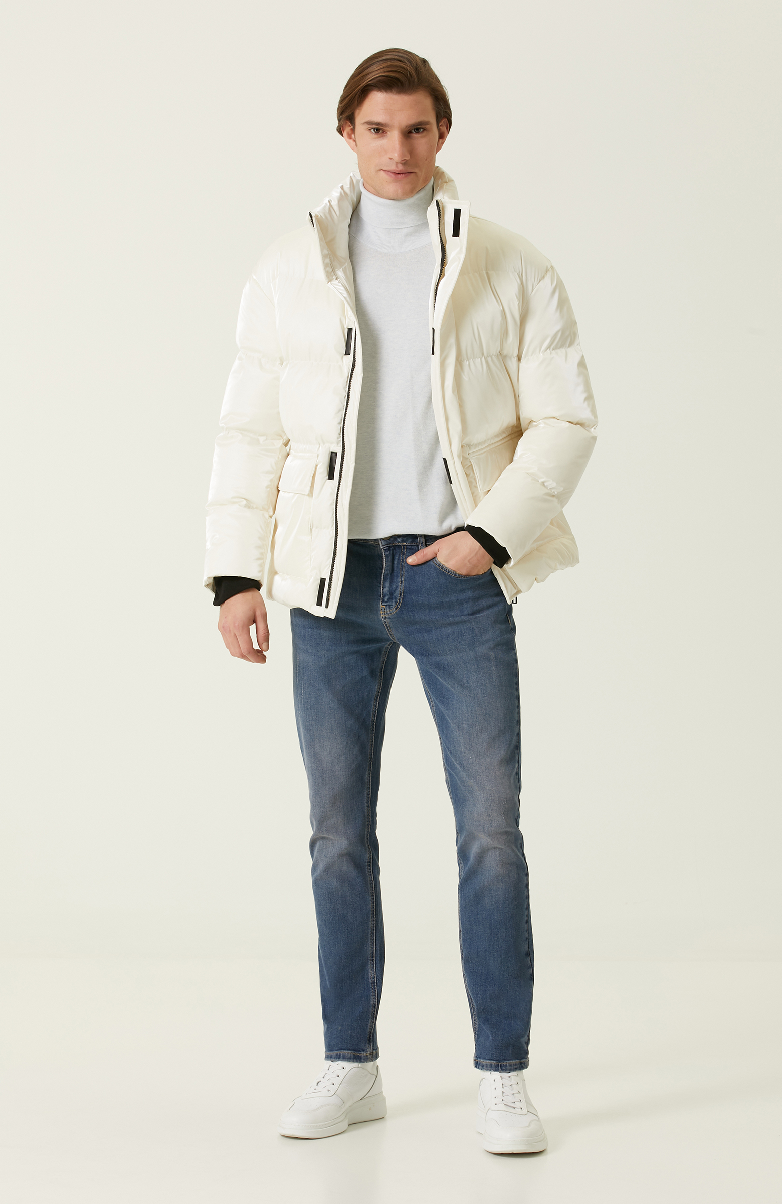 Slim Fit Açık Mavi Denim Pantolon Slim Fit Açık Mavi Denim Pantolon