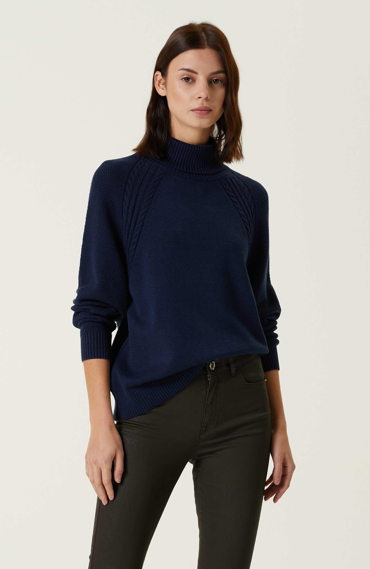 Basic Fit Indigo Kazak Basic Fit Indigo Kazak