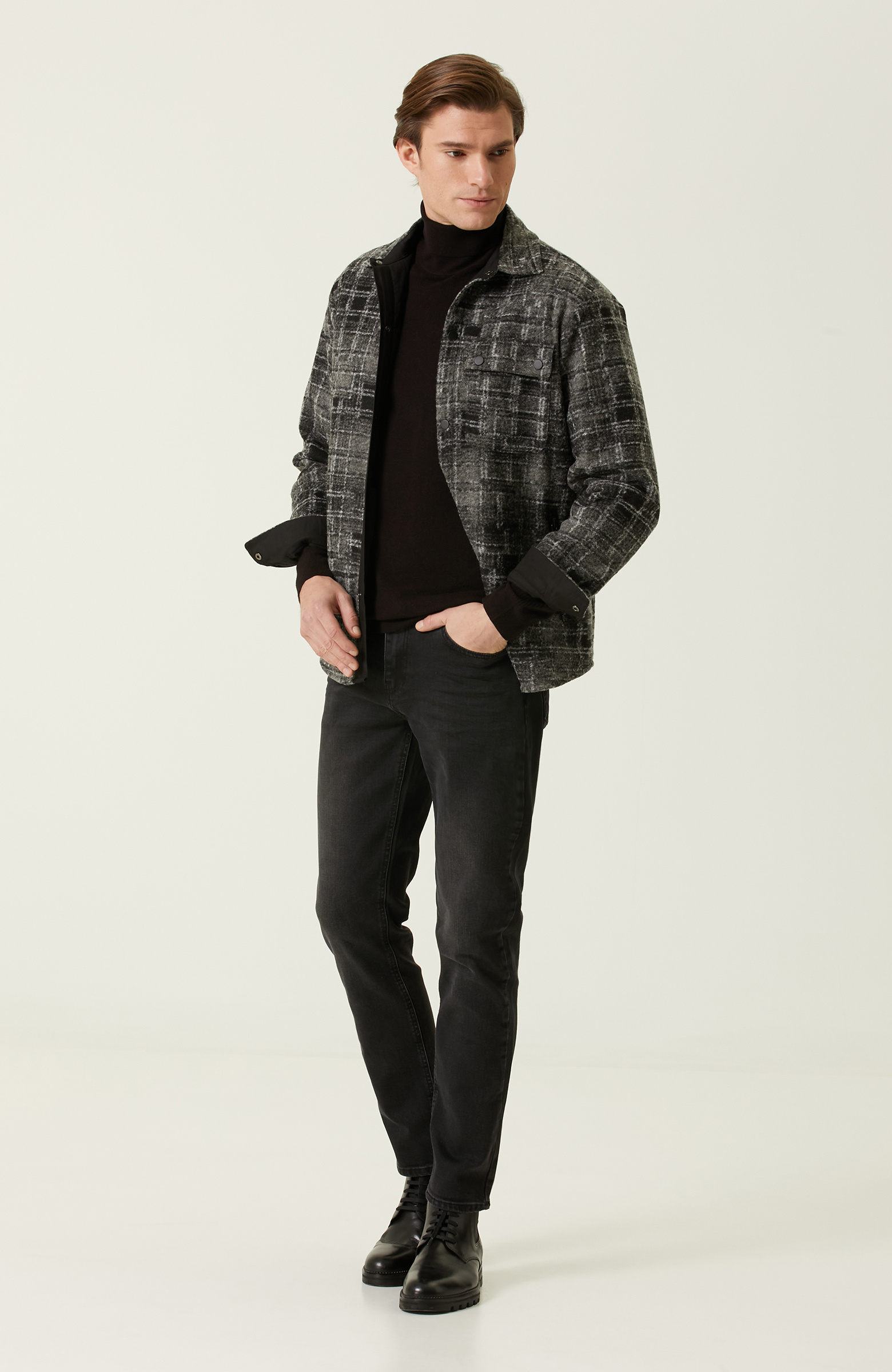 Slim Fit Siyah Denim Pantolon